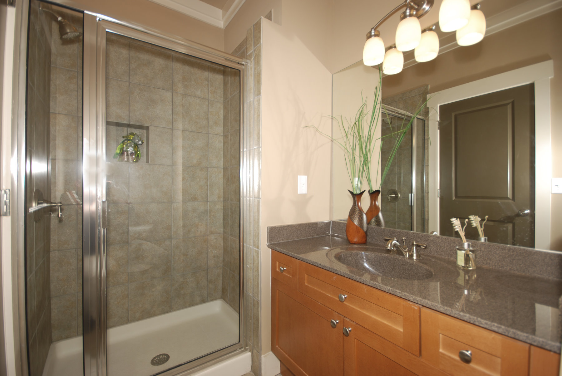 1st Floor Private Room/ World Congress/Staduim - Townhouses for Rent in ...