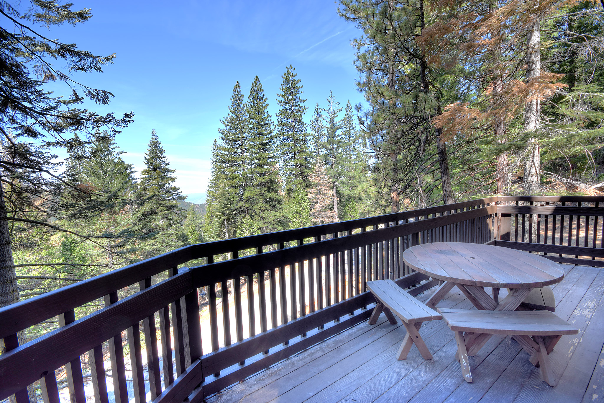 Tree Tops Cabin, excellent views! - Cabins for Rent in Yosemite ...
