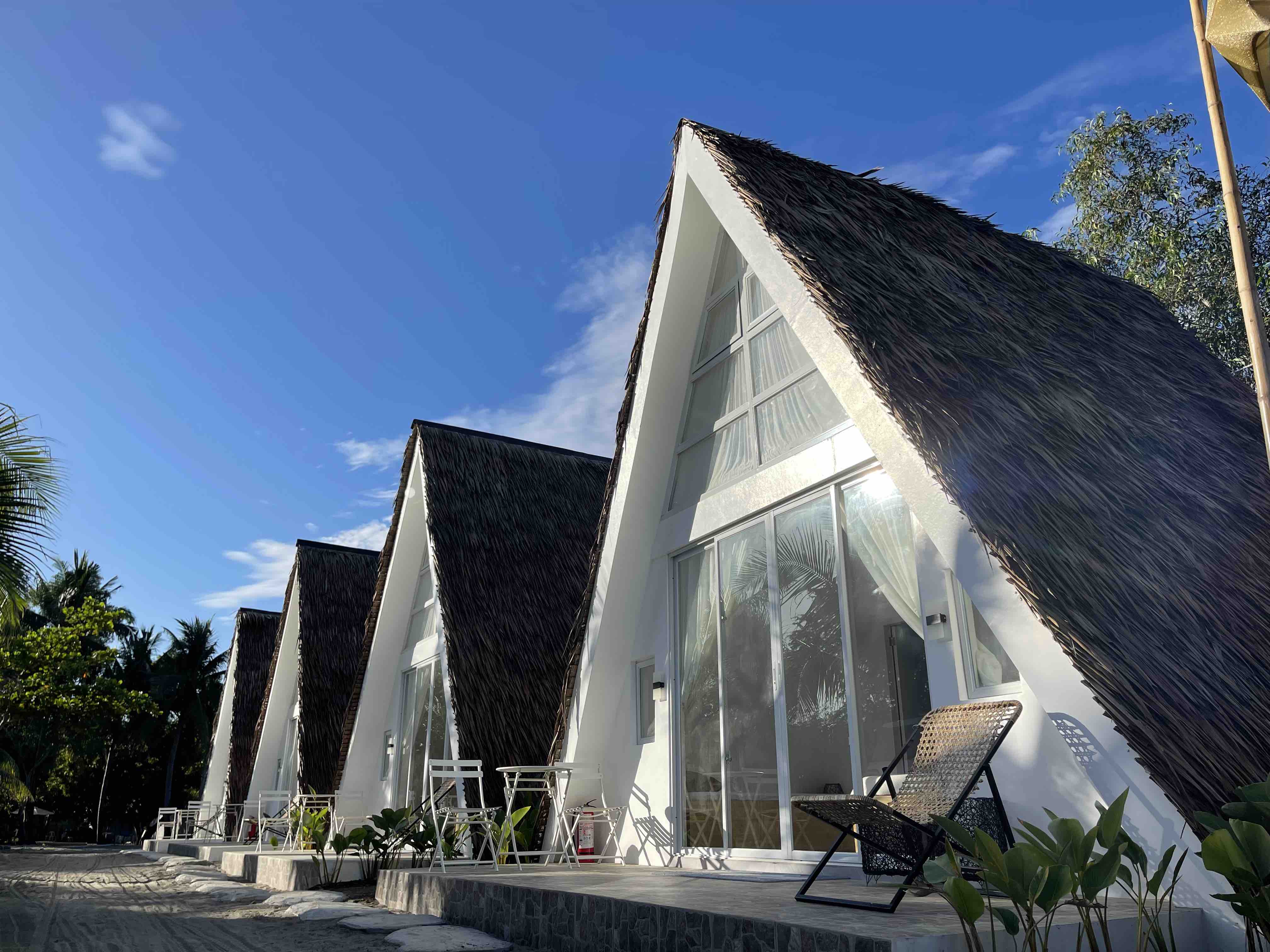 Sunset Villas Triangle 1 | Beach Resort - Resorts for Rent in Palauig ...