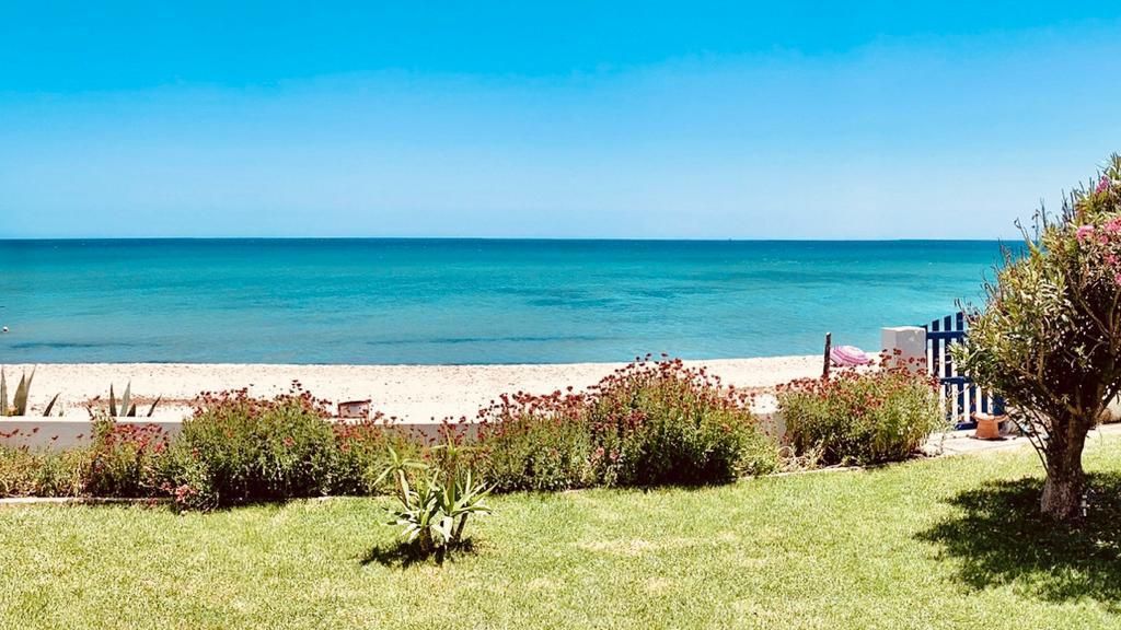 Maison au bord de la mer maamoura beach - Maisons à louer à Nabeul ...