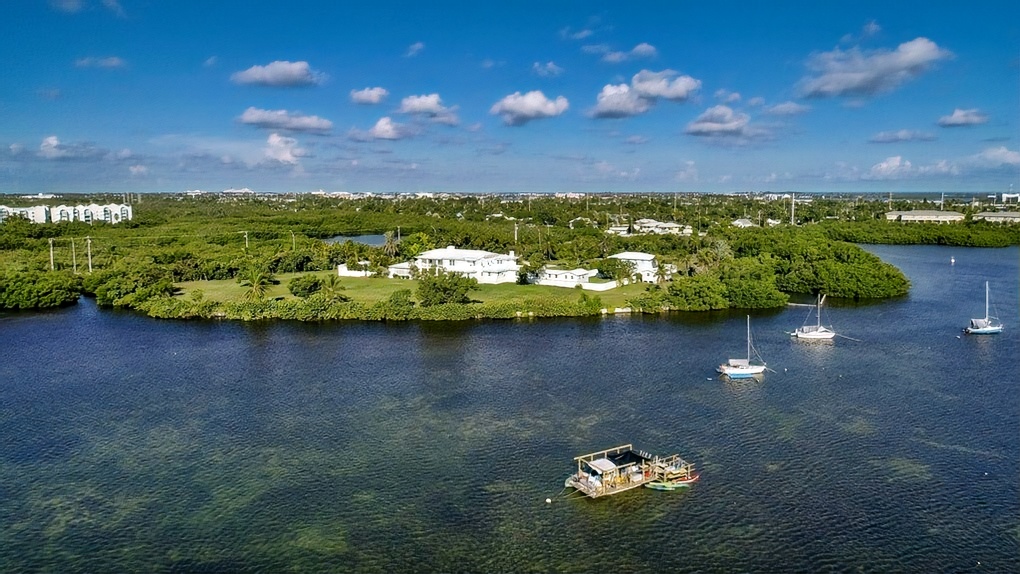 Thompson Island USA !! Your Key West Retreat !! - Houses for Rent in ...