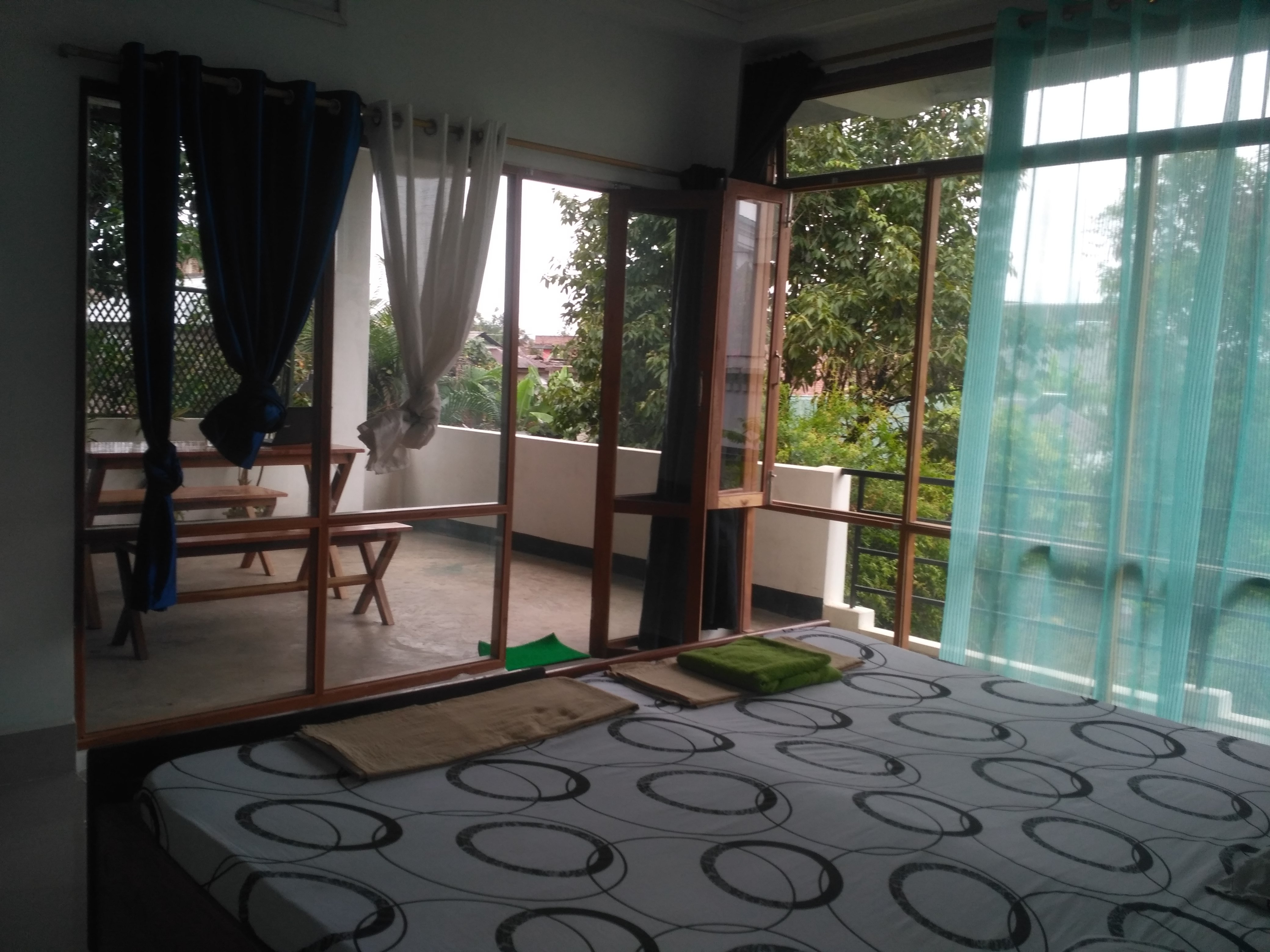 Bright, peaceful home in greenery near city center - Houses for Rent in ...
