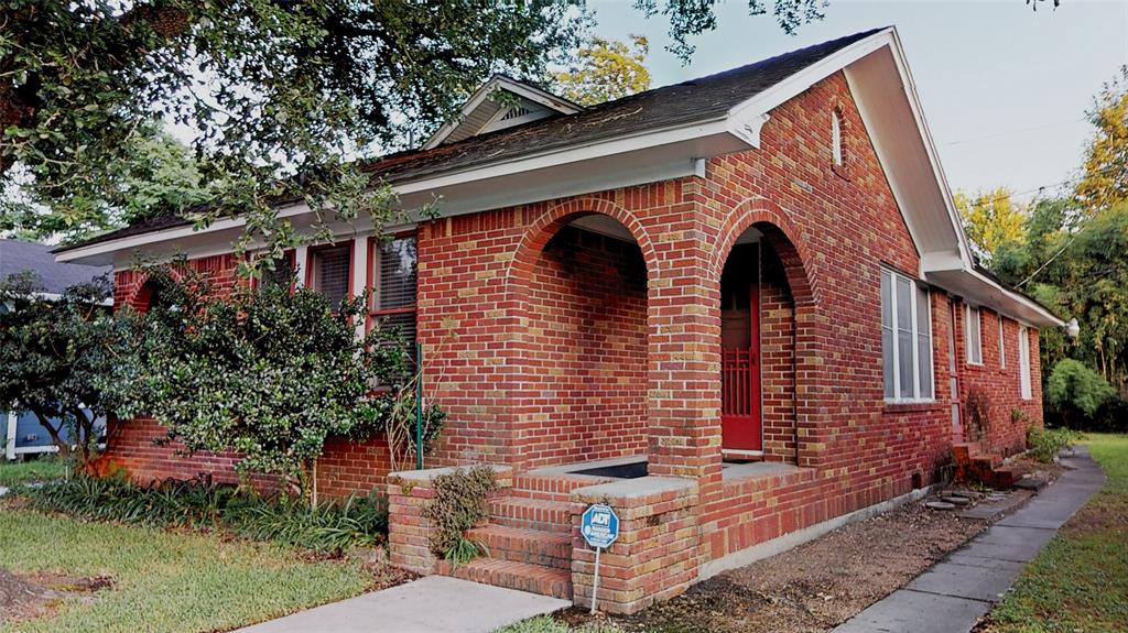 Cozy brick house - Perfect for extended stay - Houses for Rent in ...