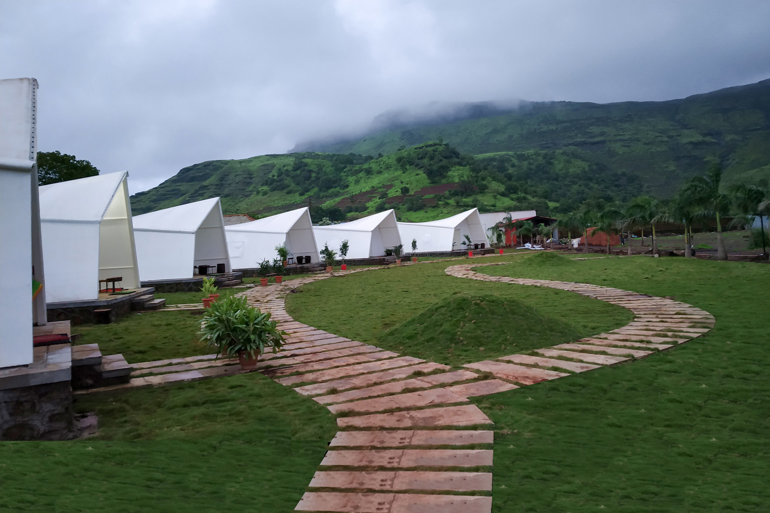 Group Tent Stay in Beautiful Igatpuri Mountains - Tents for Rent in ...