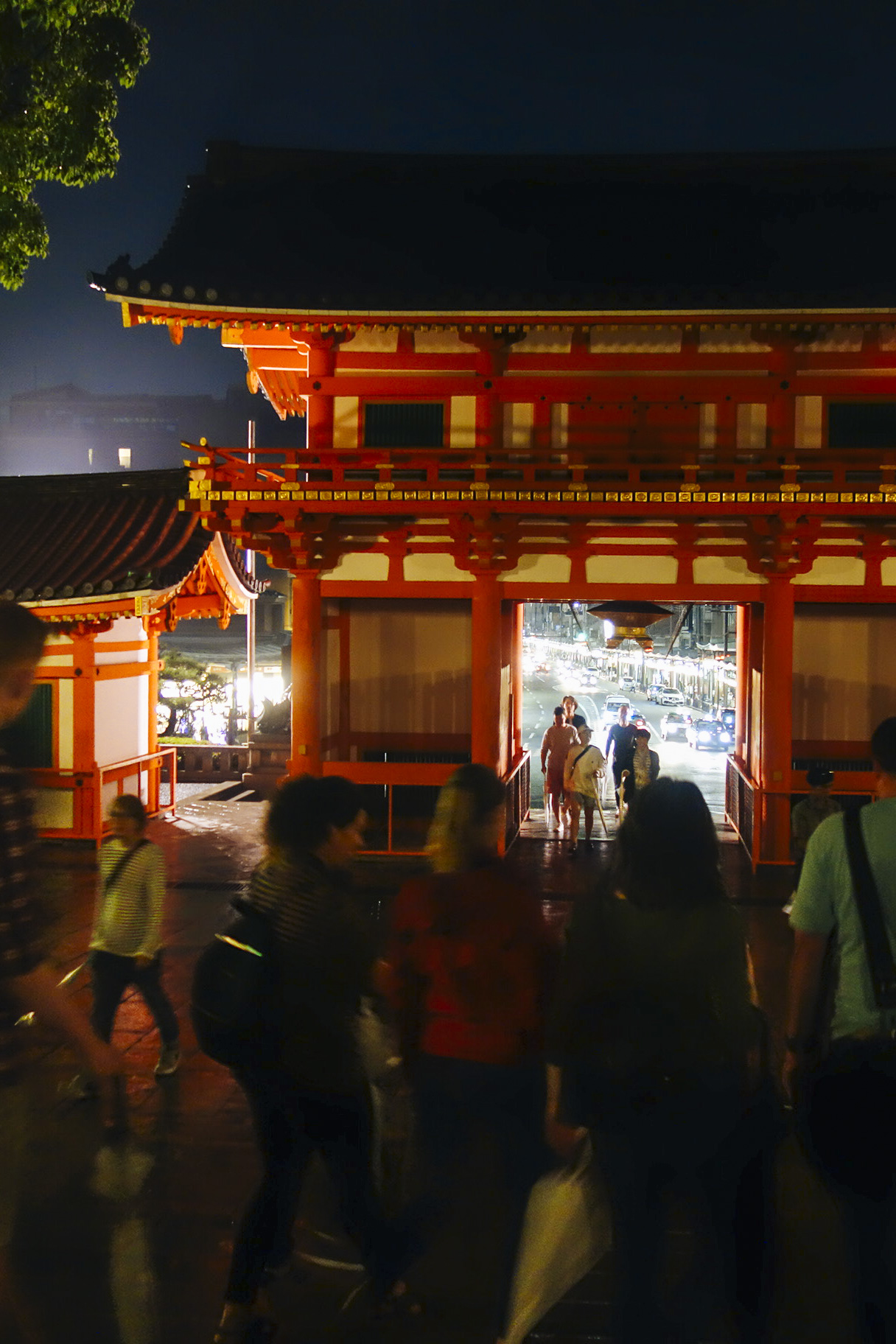 Gion Night Walk & Geisha spotting - Airbnb