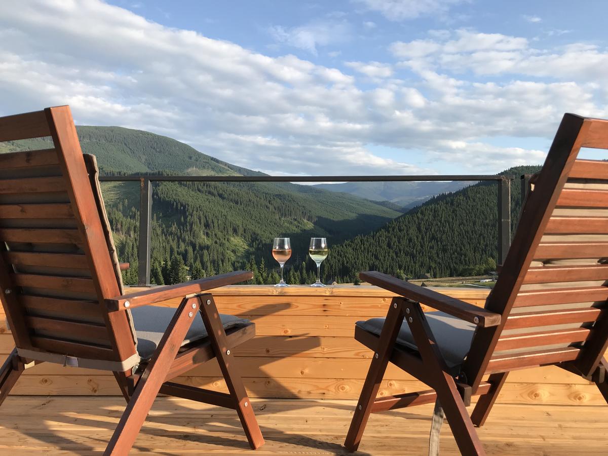 Pridvor by Haita Land - Chalets for Rent in Gura Haitii, Suceava County ...