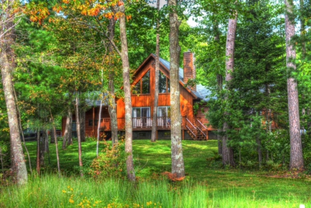 Lake Side Cabin - Chalets for Rent in Hayward, Wisconsin, United States ...