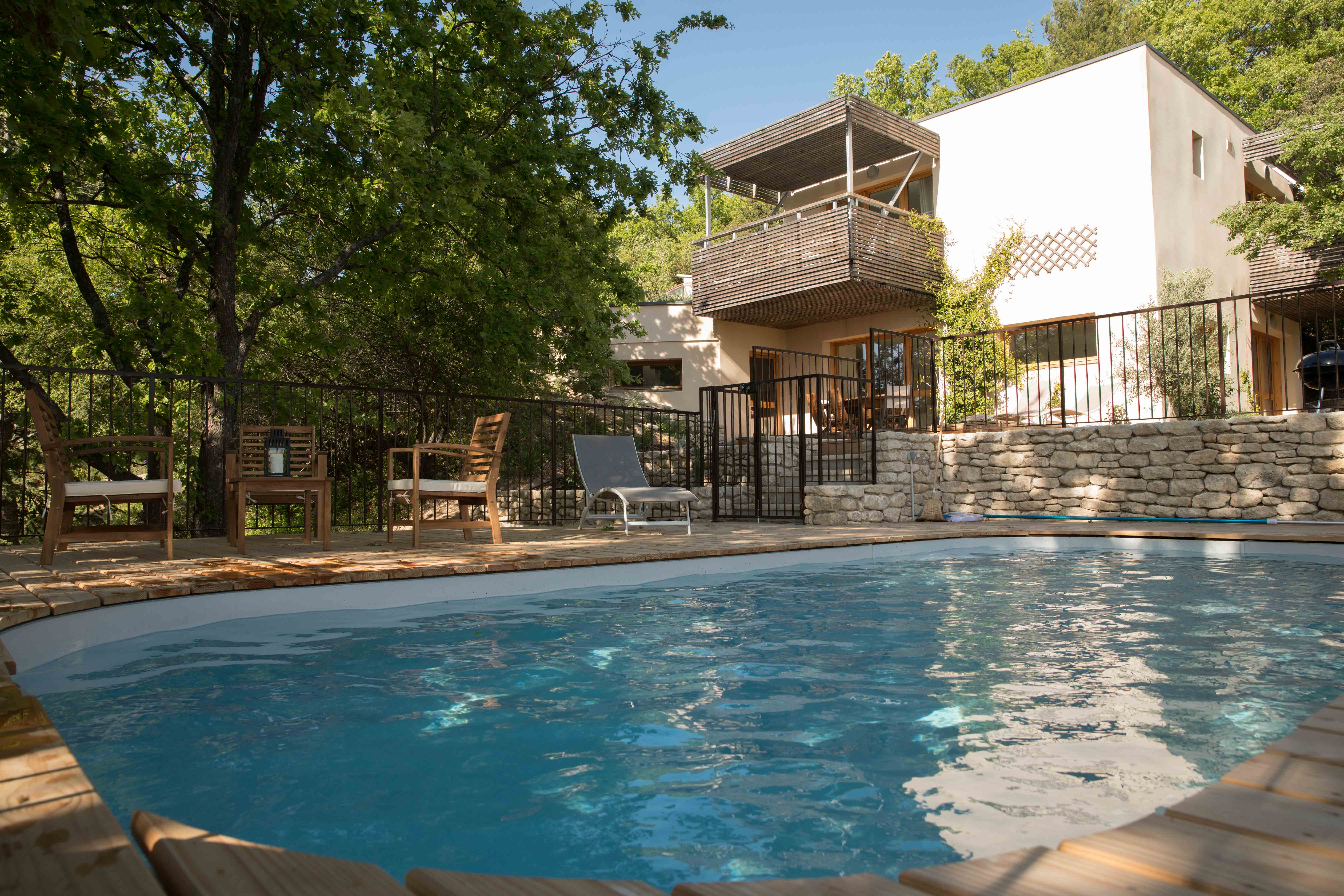 La Source - Maisons à louer à Saint Saturnin les Apt, Provence-Alpes ...