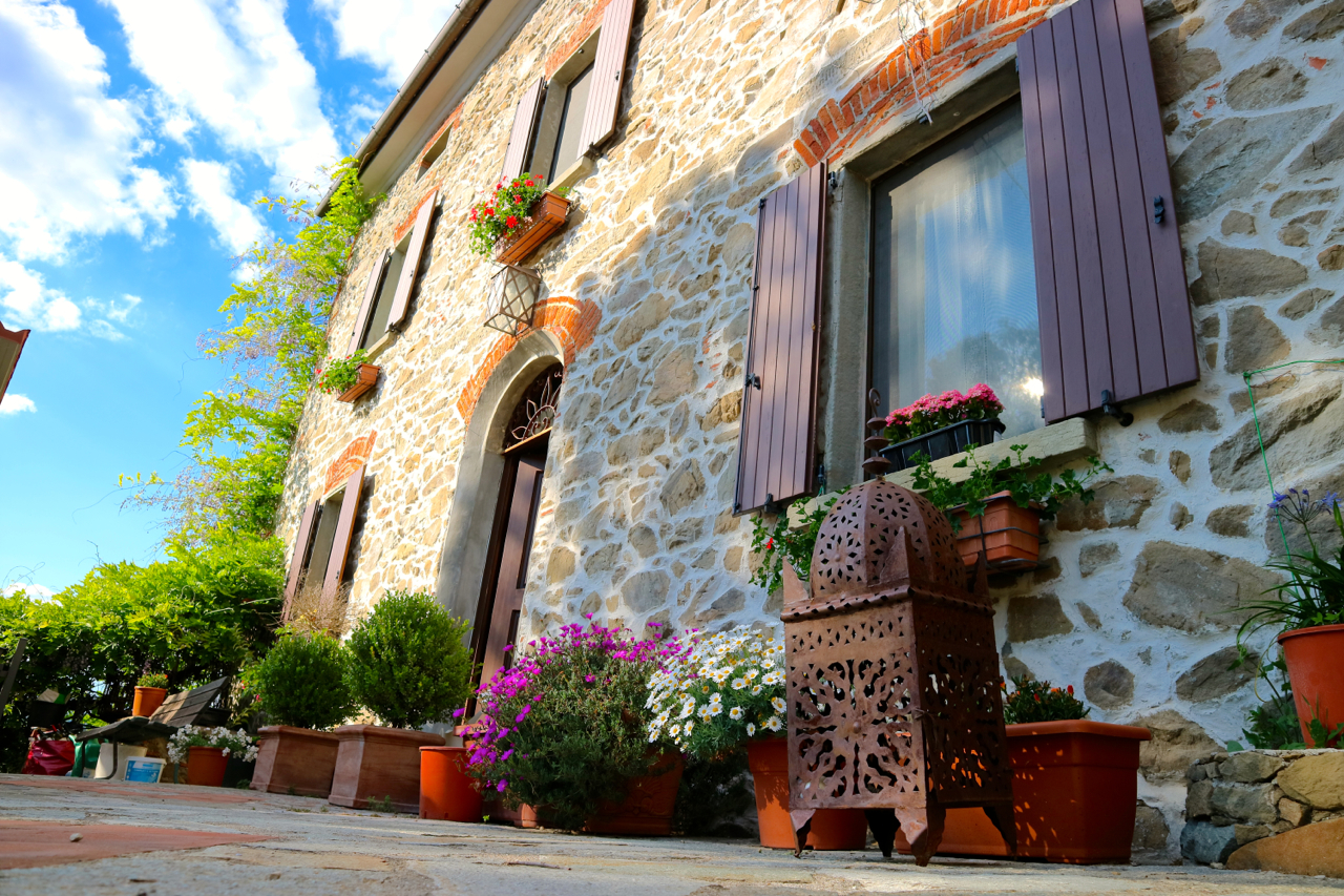 vieille maison en pierre en toscane - Maisons à louer à Lamporecchio ...