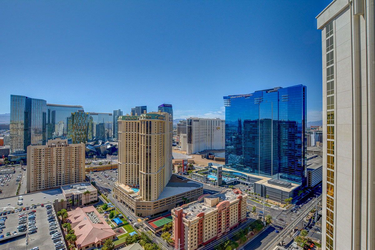 ★The Signature MGM Penthouse★ Balcony Strip View - Condominiums for Rent in Las Vegas, Nevada ...