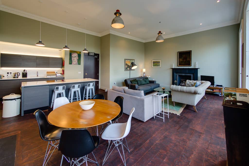 Stunning central New Town flat - 3 bedrooms - Apartments for Rent in ...