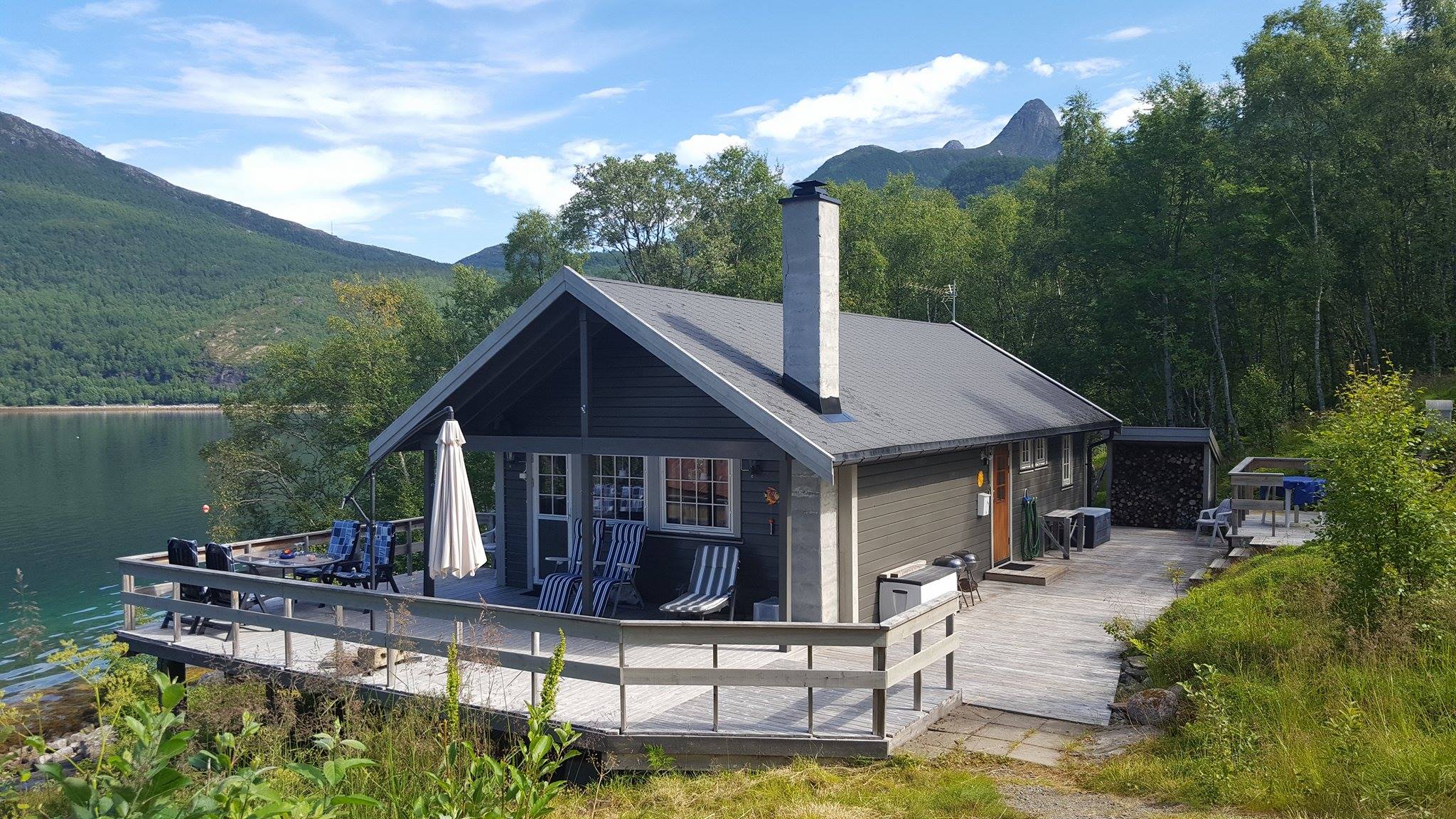 High standard cabin by the sea in Tysfjord - Cabins for Rent in ...