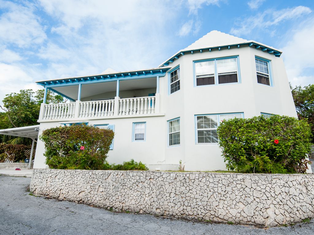 Sea View. Beautiful Views! Close to Attractions! - Townhouses for Rent ...