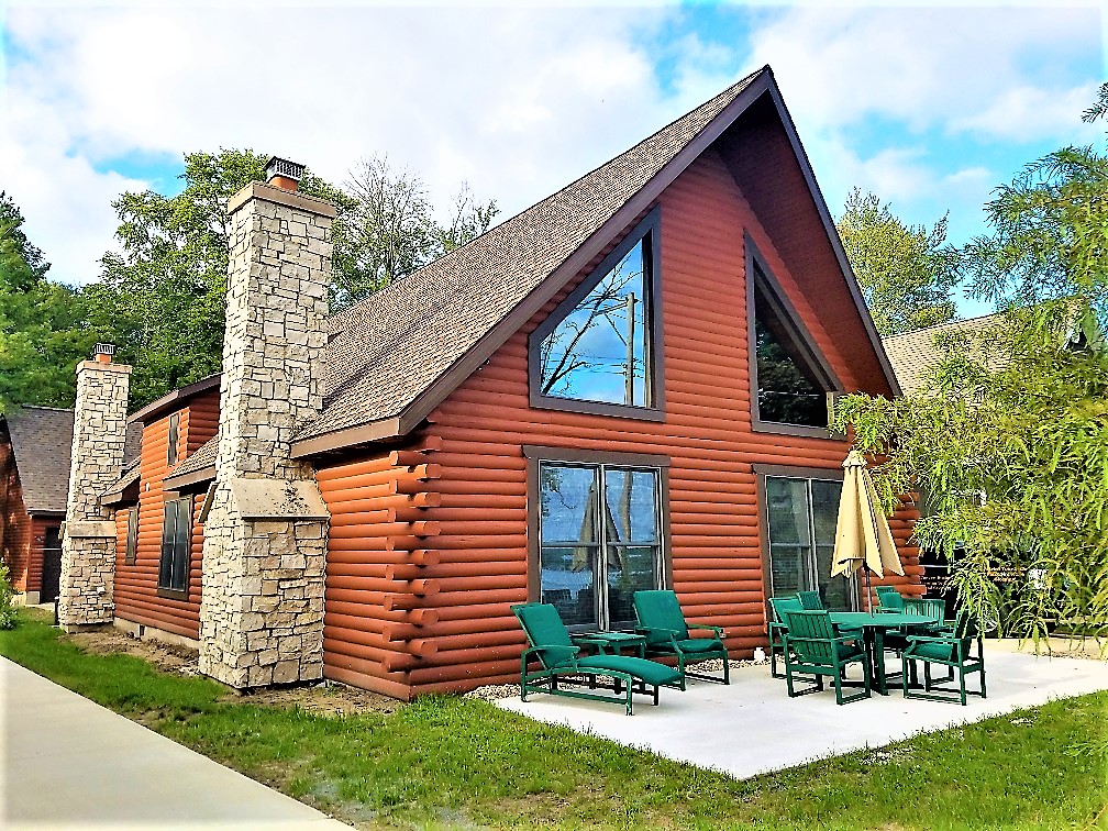 Modern / Spacious Unity Log Cabin on Bass Lake - Cabins for Rent in ...