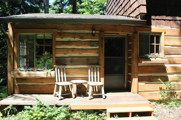 Rustic Sandy River Cabin - Cabins for Rent in Rhododendron, Oregon ...