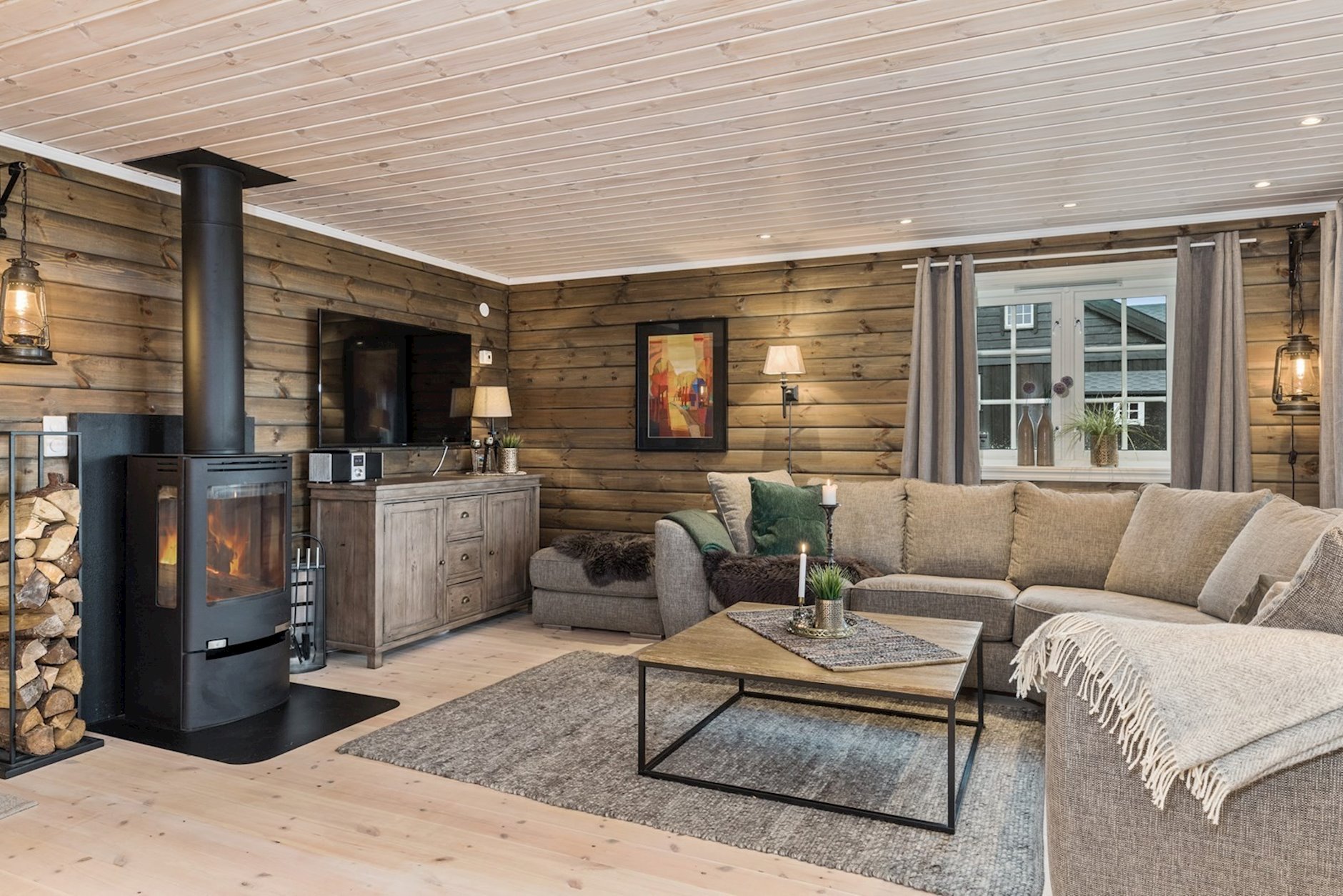 Koselig hytte med 4 soverom og 2 bad i Lygnalia - Hytter til leie i ...
