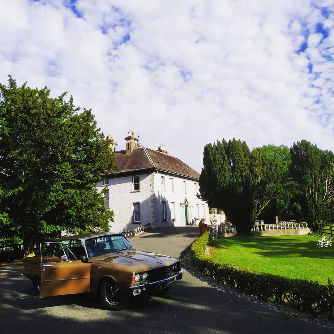 Period Irish Manor - Ballycumber House - Castles for Rent in ...