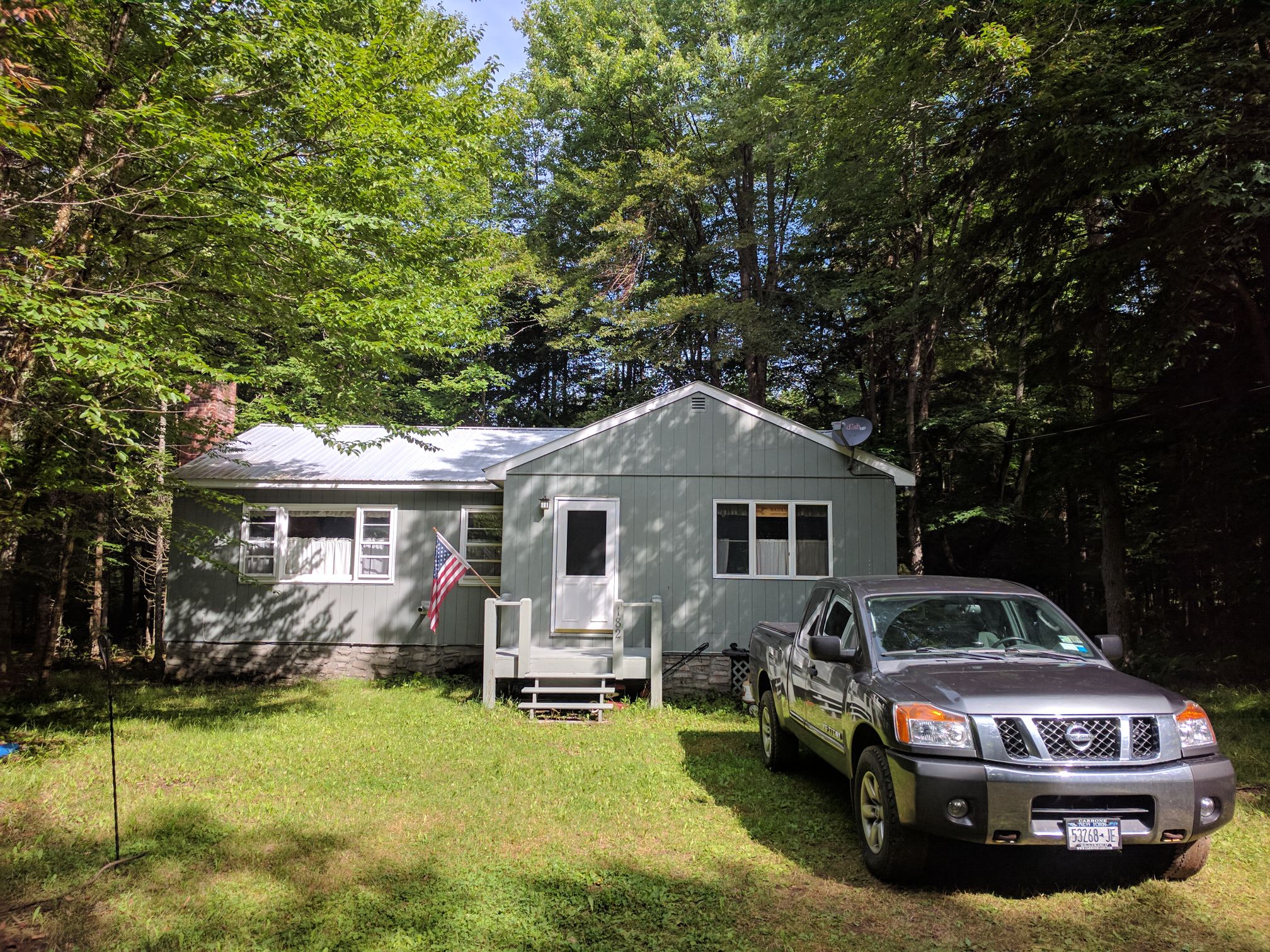 Ladybug Lodge - Cabins for Rent in Raquette Lake, New York, United States