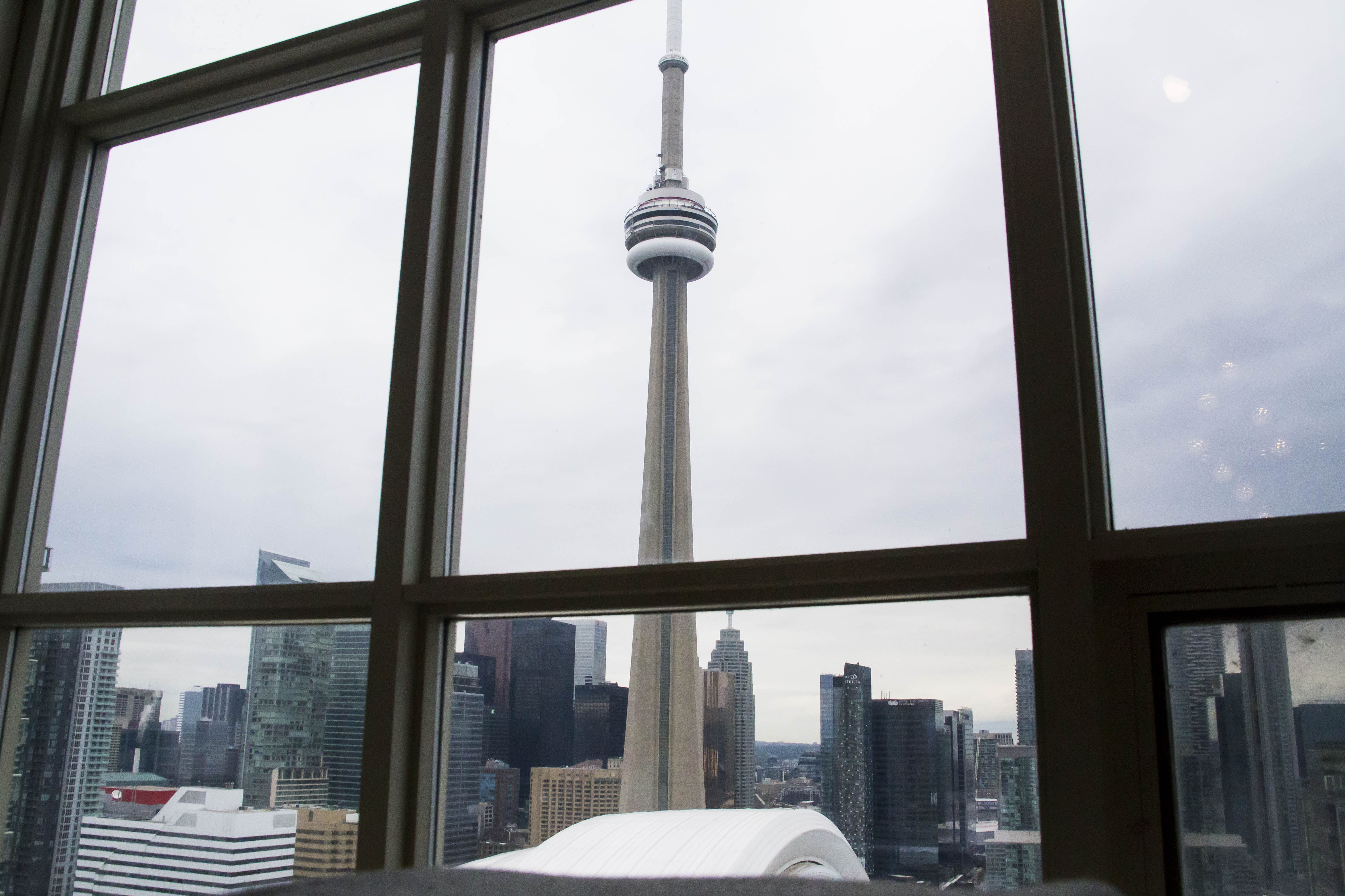 Fantastic Condo w/ breathtaking view near CN Tower - Condominiums for ...