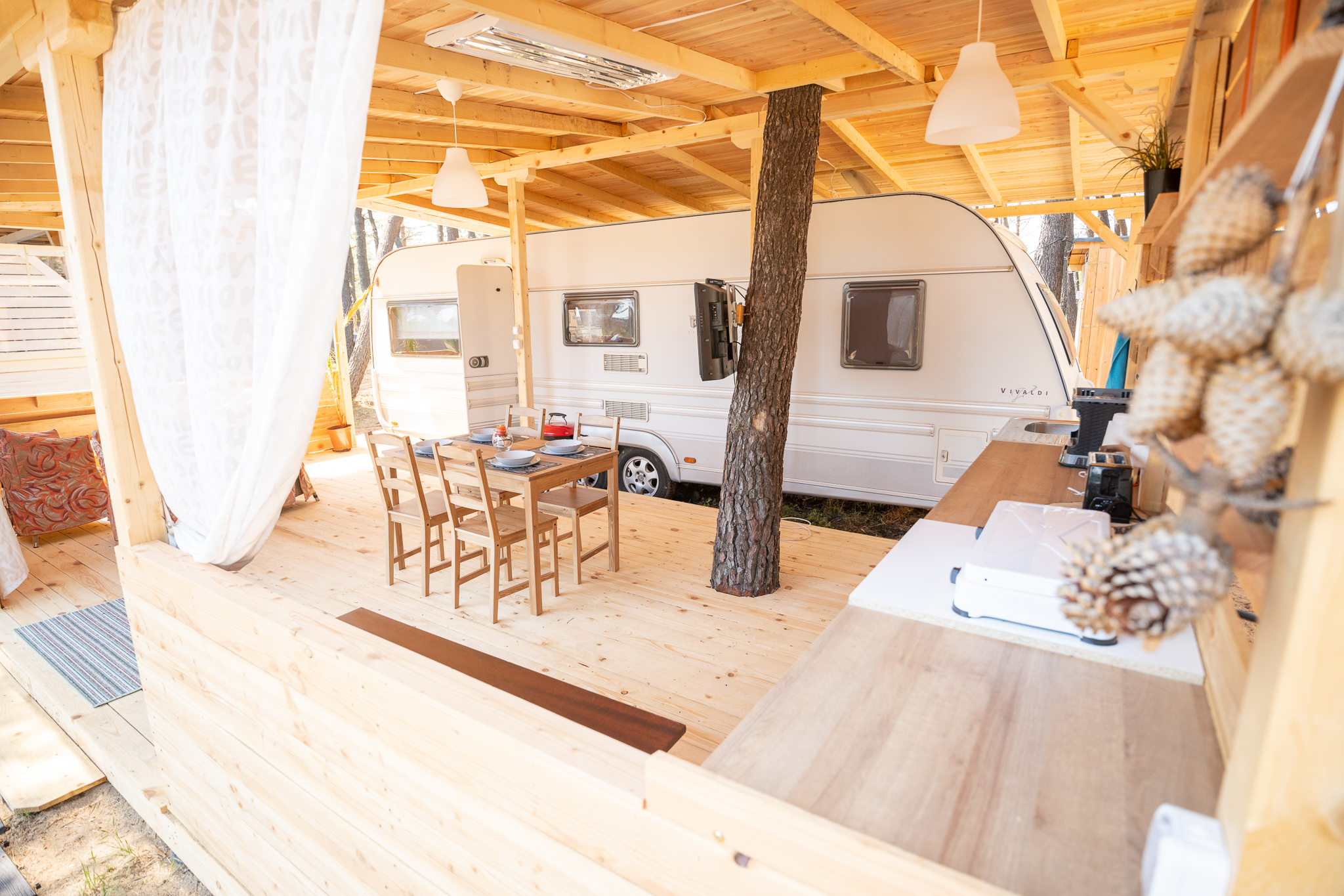 Camper / RV "Mari" en el Camping Gradina - Airbnb