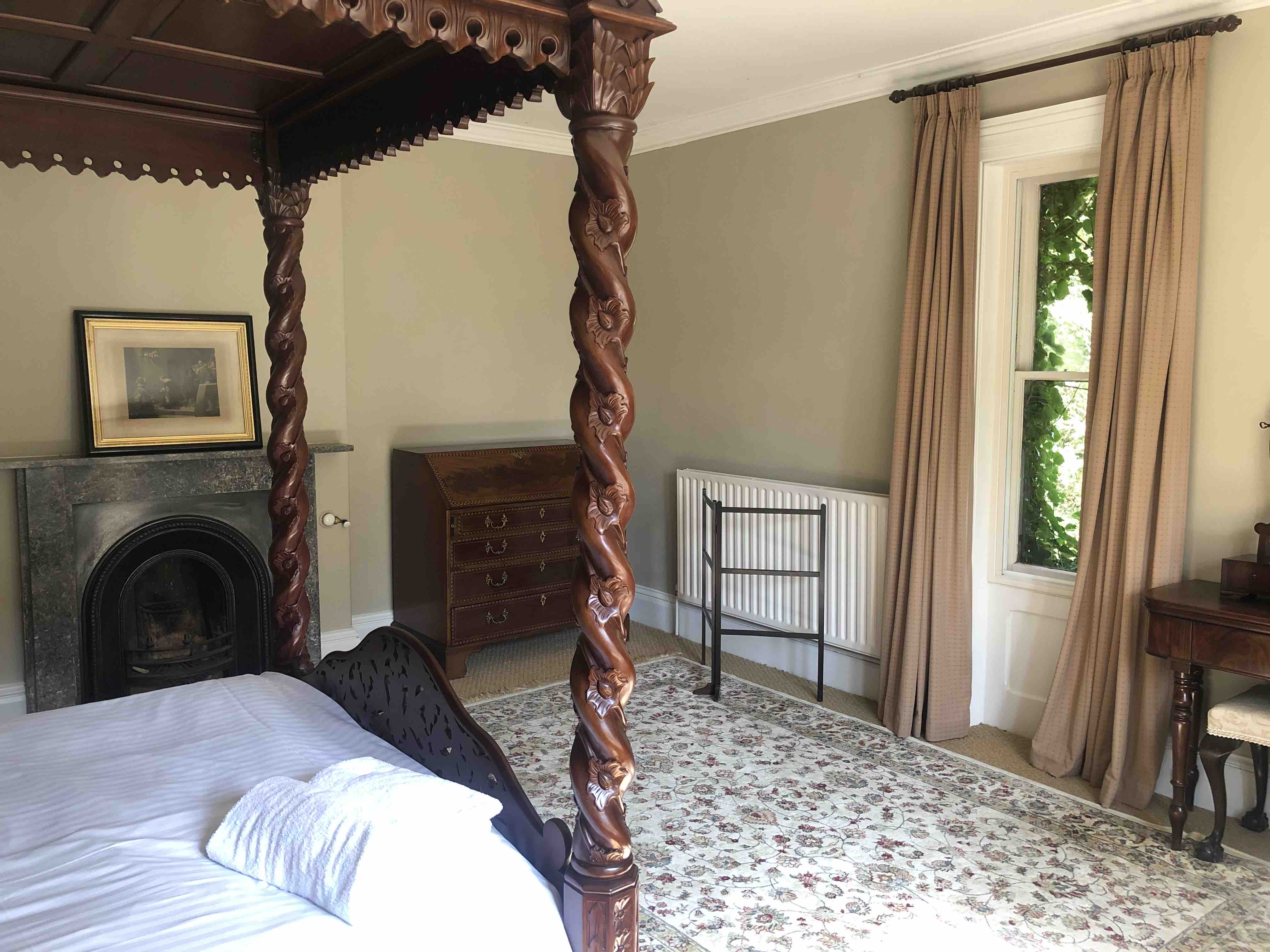 The Manor - Houses for Rent in Leadenham, England, United Kingdom