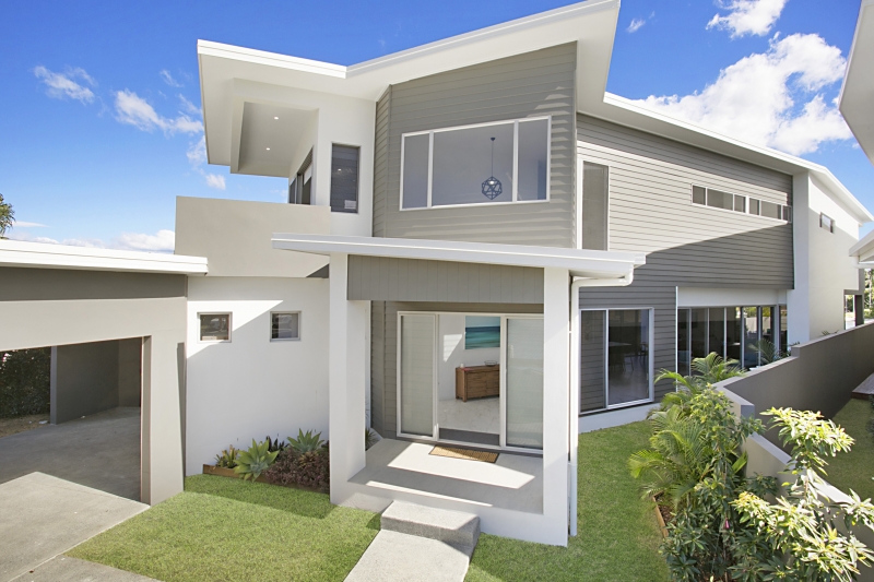 Broadbeach - "Luxury" 5 bedroom home - Houses for Rent in Broadbeach ...