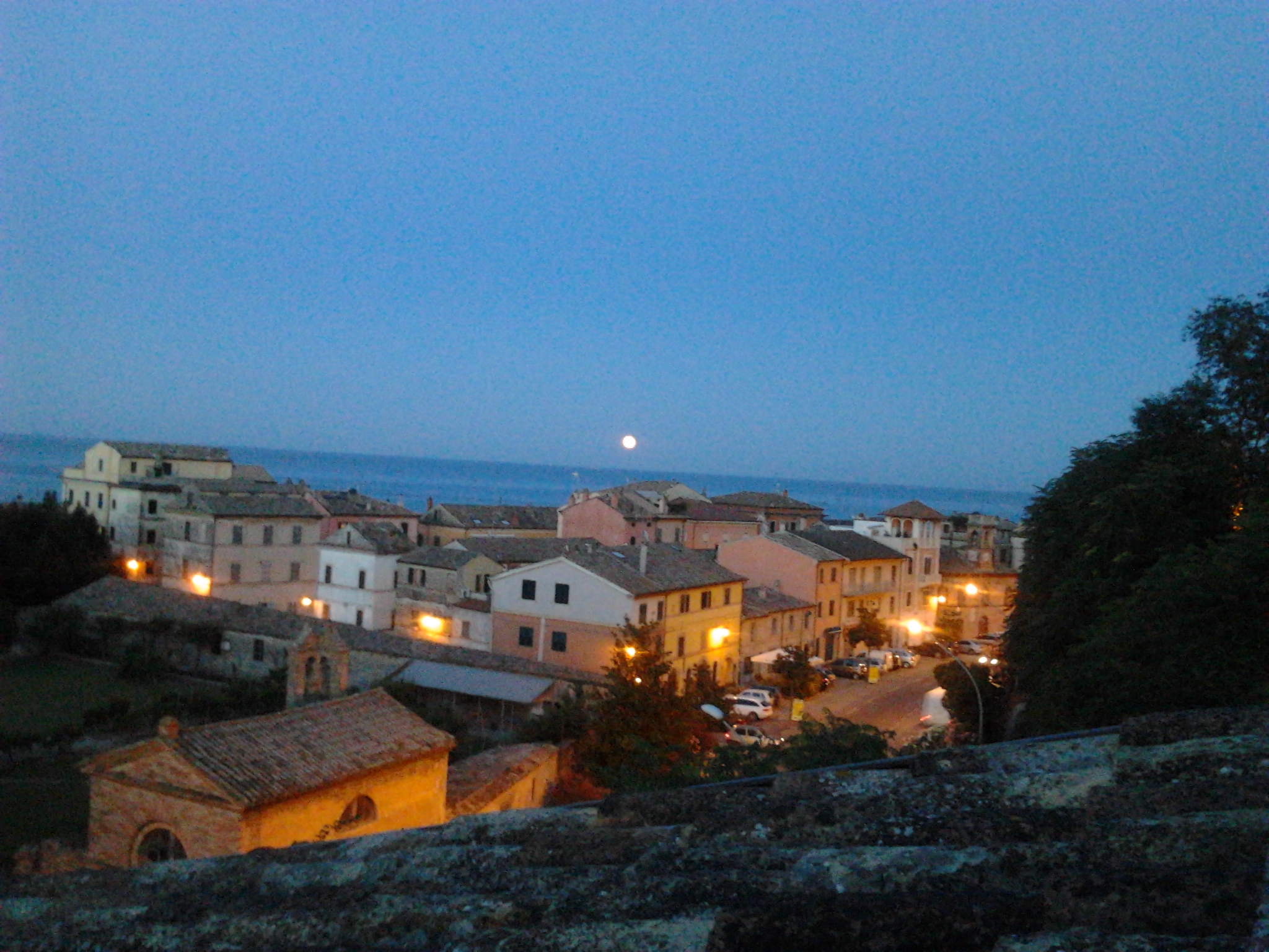 Lovely apartment with terrace sea view - Apartments for Rent in Pedaso ...