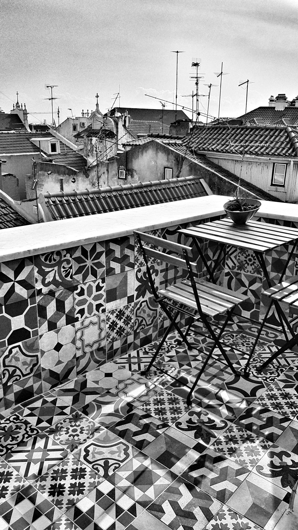 Amazing rooftop view - Bairro Alto - Apartments for Rent in Lisboa ...