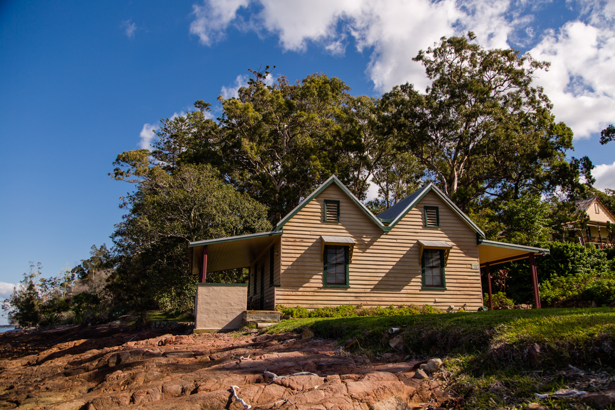 Tahlee Waterfront Cottage - Cottages for Rent in Tahlee, New South ...
