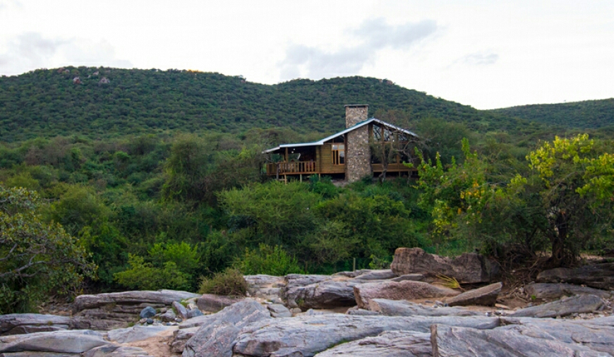 Olelek Ranch House - a log cabin in the bush - Cabins for Rent in ...