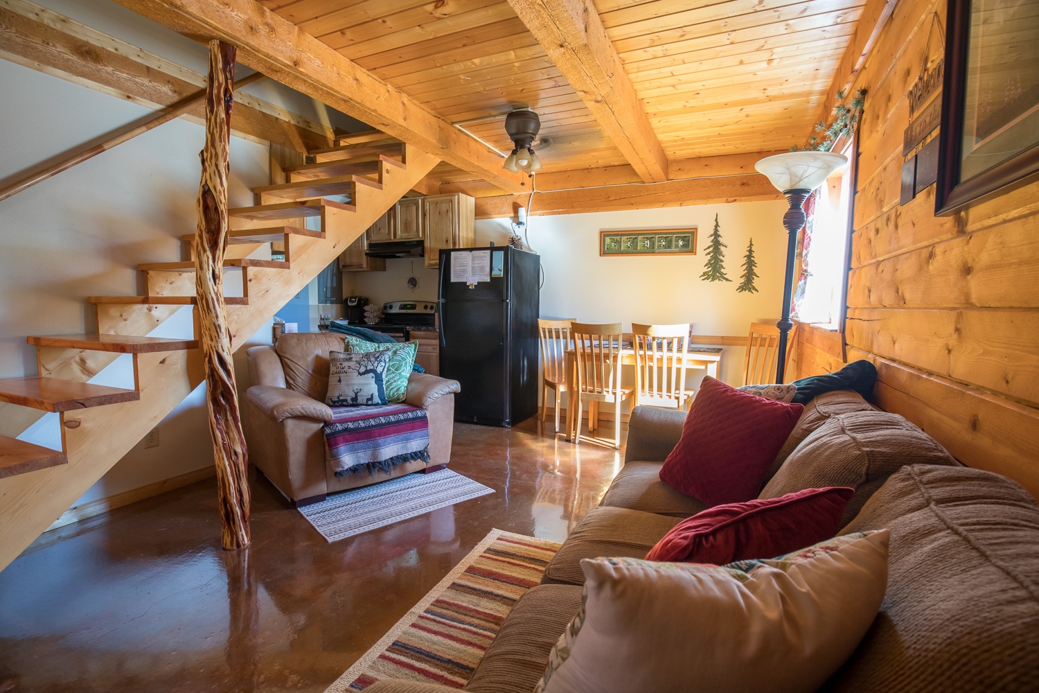 Alaska Aurora Adventures - Cabins for Rent in North Pole, Alaska ...