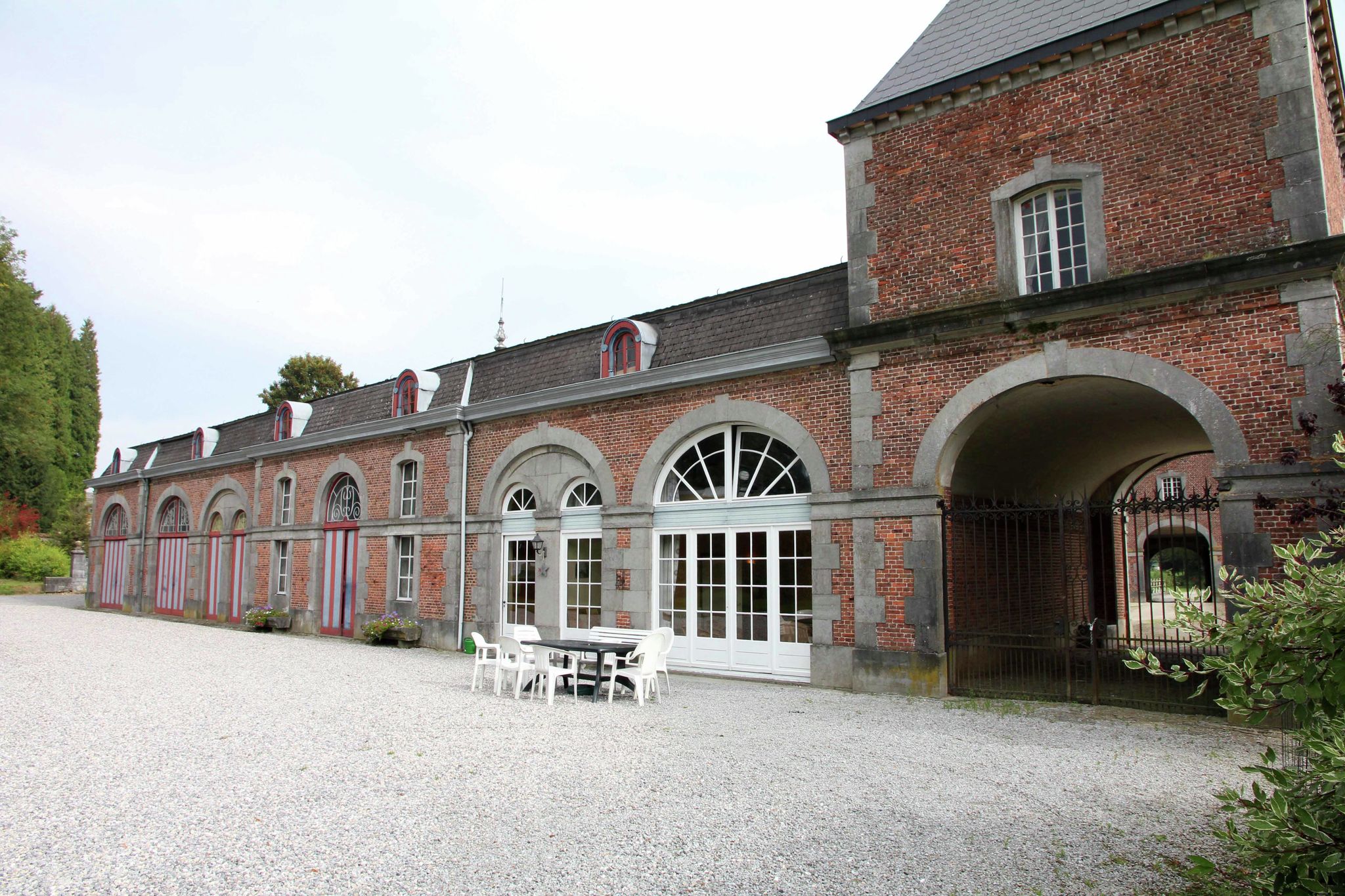 Château de Havelange avec terrasse - Châteaux à louer à Barvaux-Condroz ...