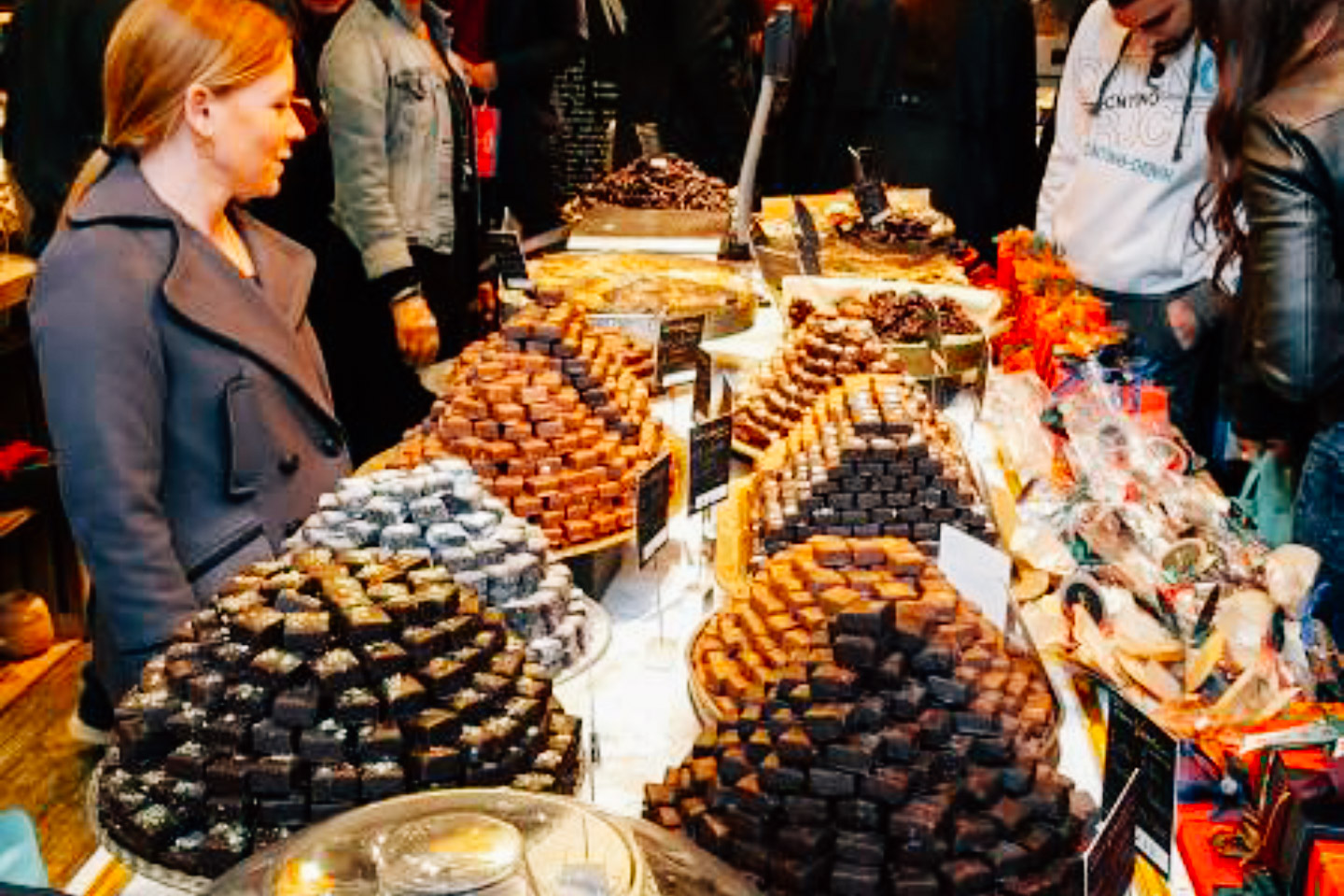 VIP Chocolate Tasting Tour in Mayfair - Airbnb