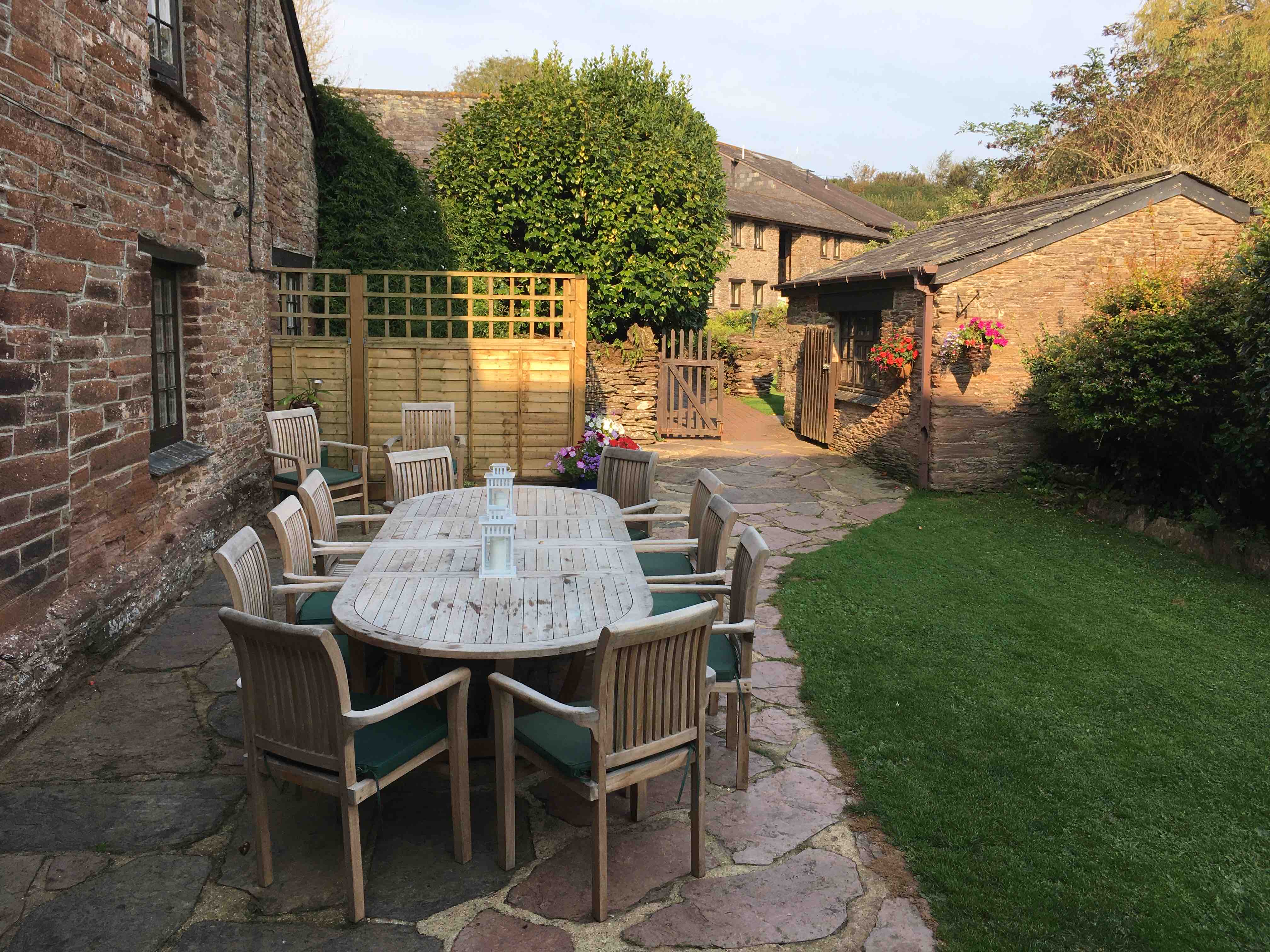 Stancombe Farmhouse - 16th Century stone farmhouse - Houses for Rent in ...