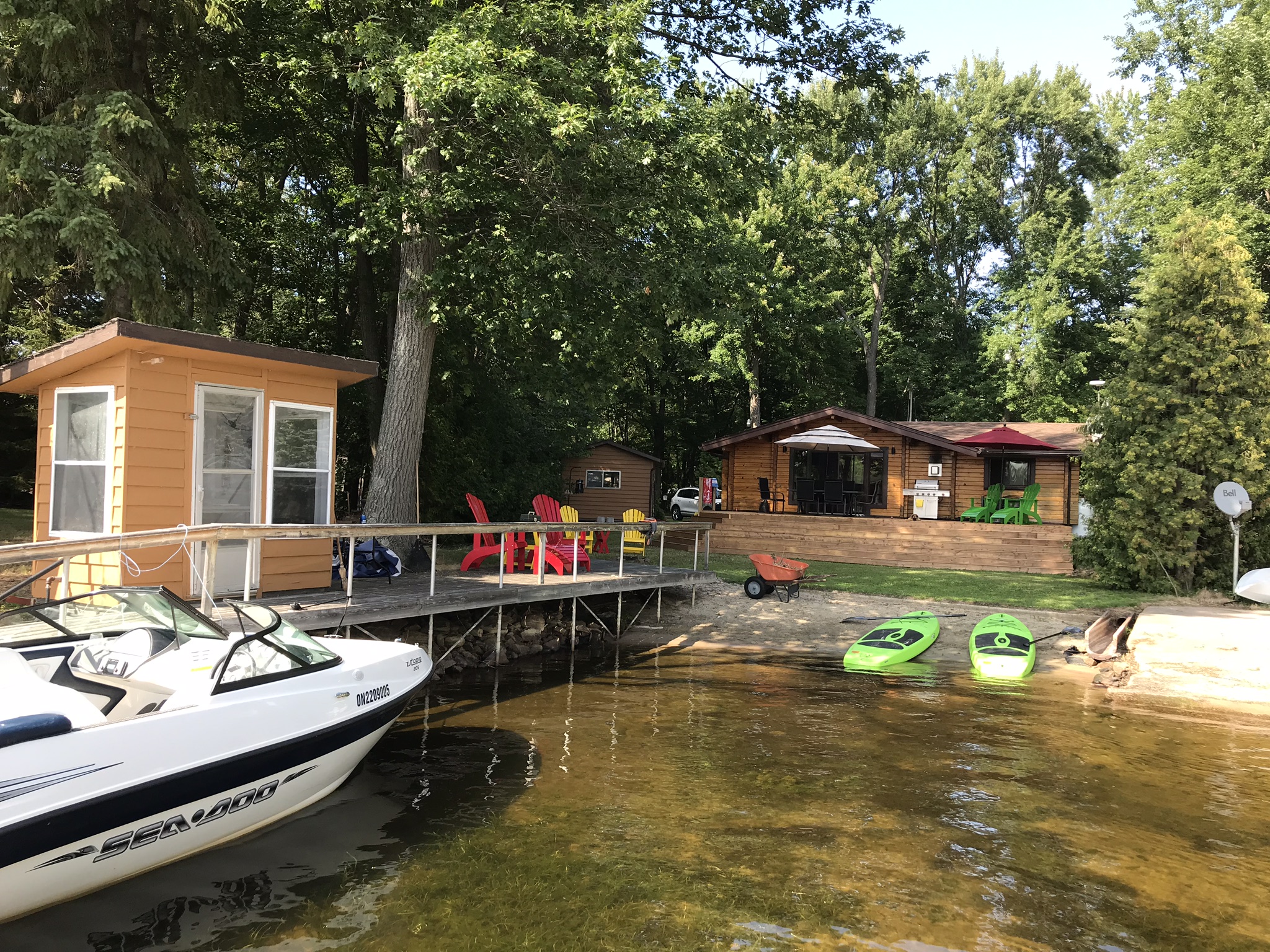 Cozy Waterfront Log Cottage - Rustic Luxury! - Cottages for Rent in ...