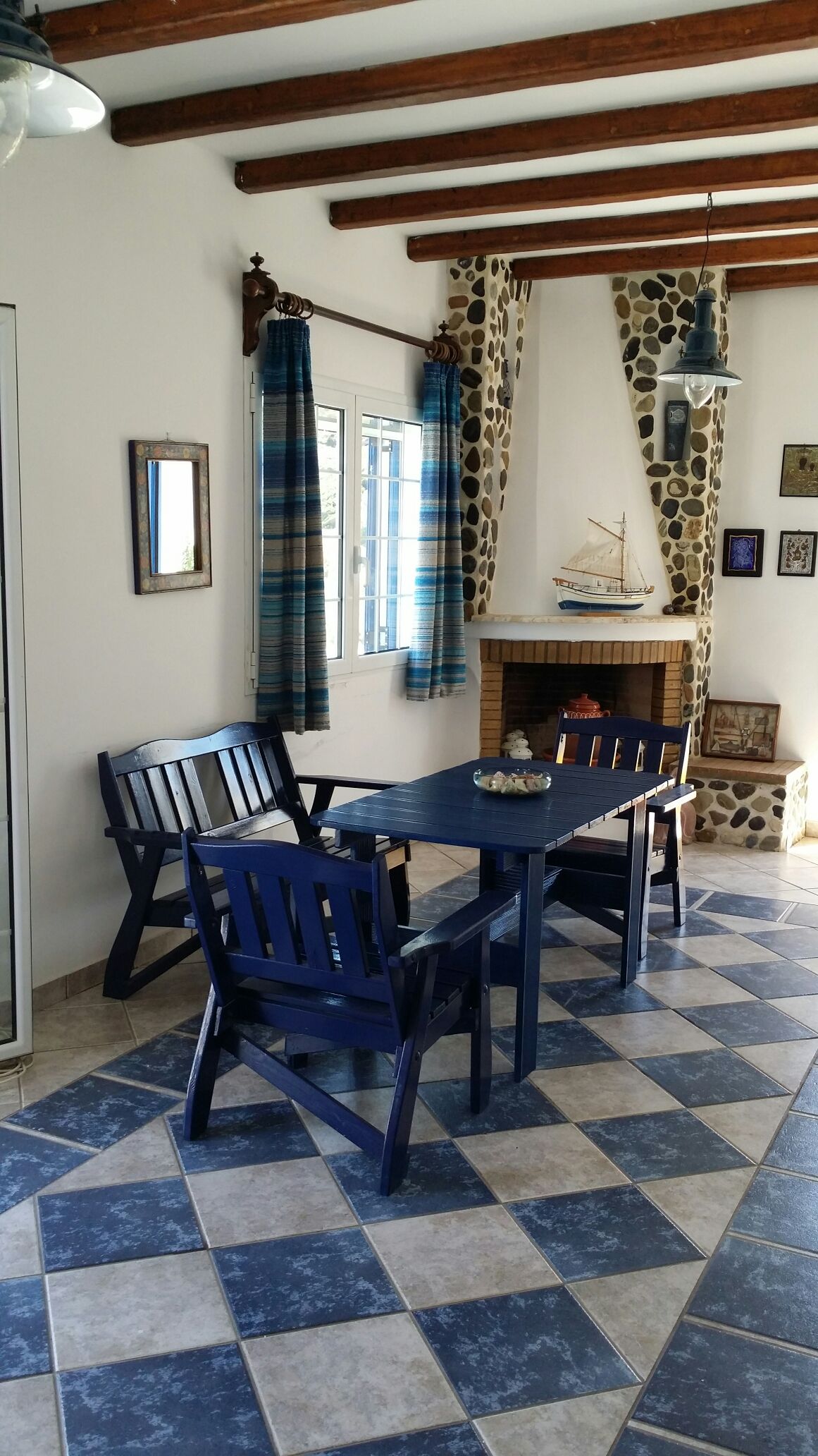 Εξοχικη κατοικια πανω στη θαλασσα - Σπίτια προς ενοικίαση στην/στο ...