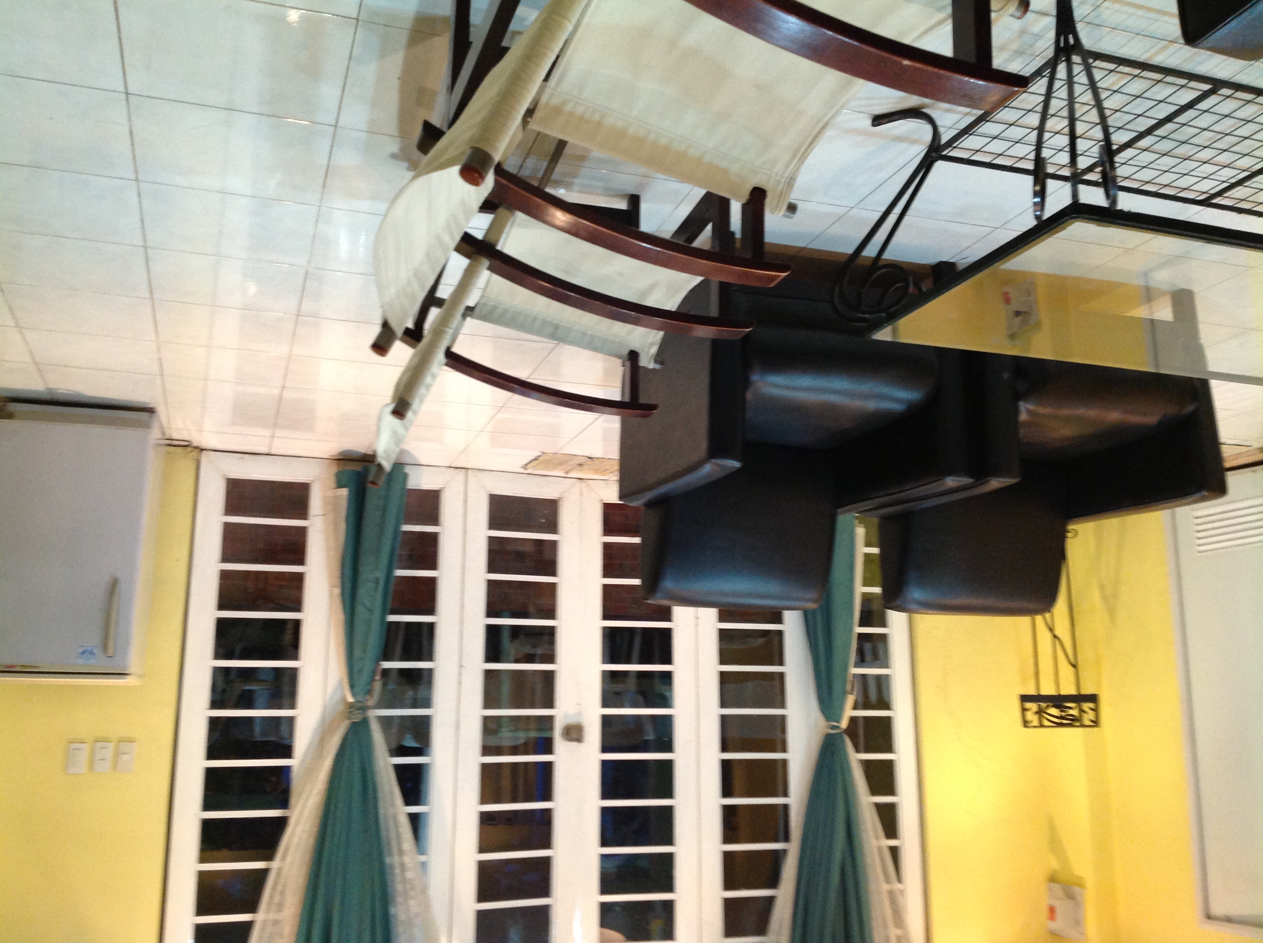 MARIKINA Private Pool, Patio (8 hrs DAY USE only) - Guesthouses for ...