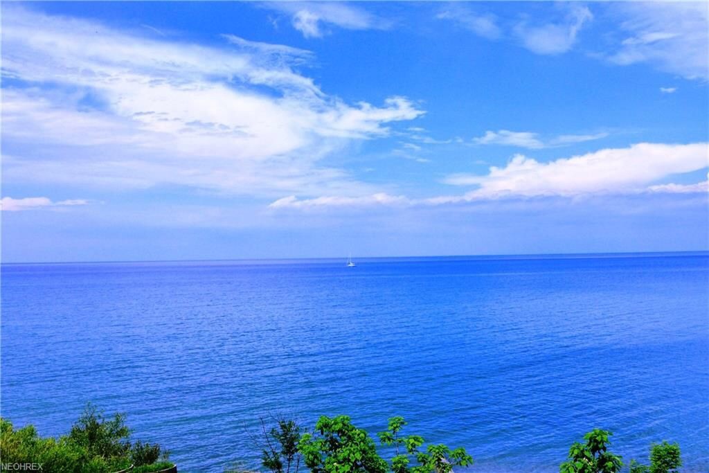 Mapleton Beach Retreat - Houses for Rent in Geneva, Ohio, United States ...