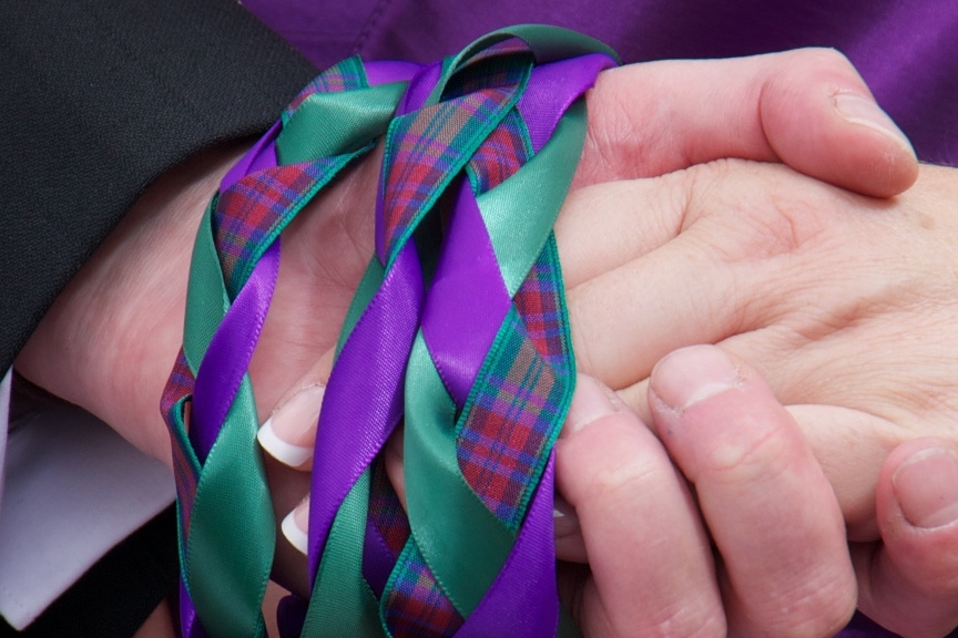 Celtic handfasting ceremony - Airbnb