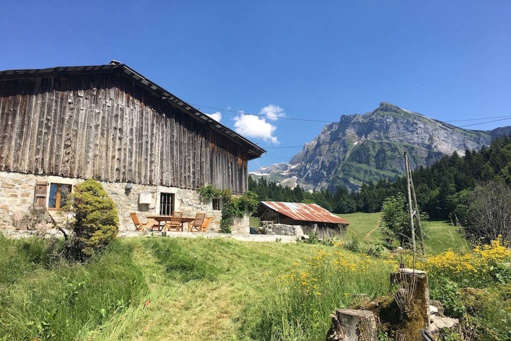 + MODERN RUSTIC Chalet Samoens - Amazing Views + - Chalets for Rent in ...