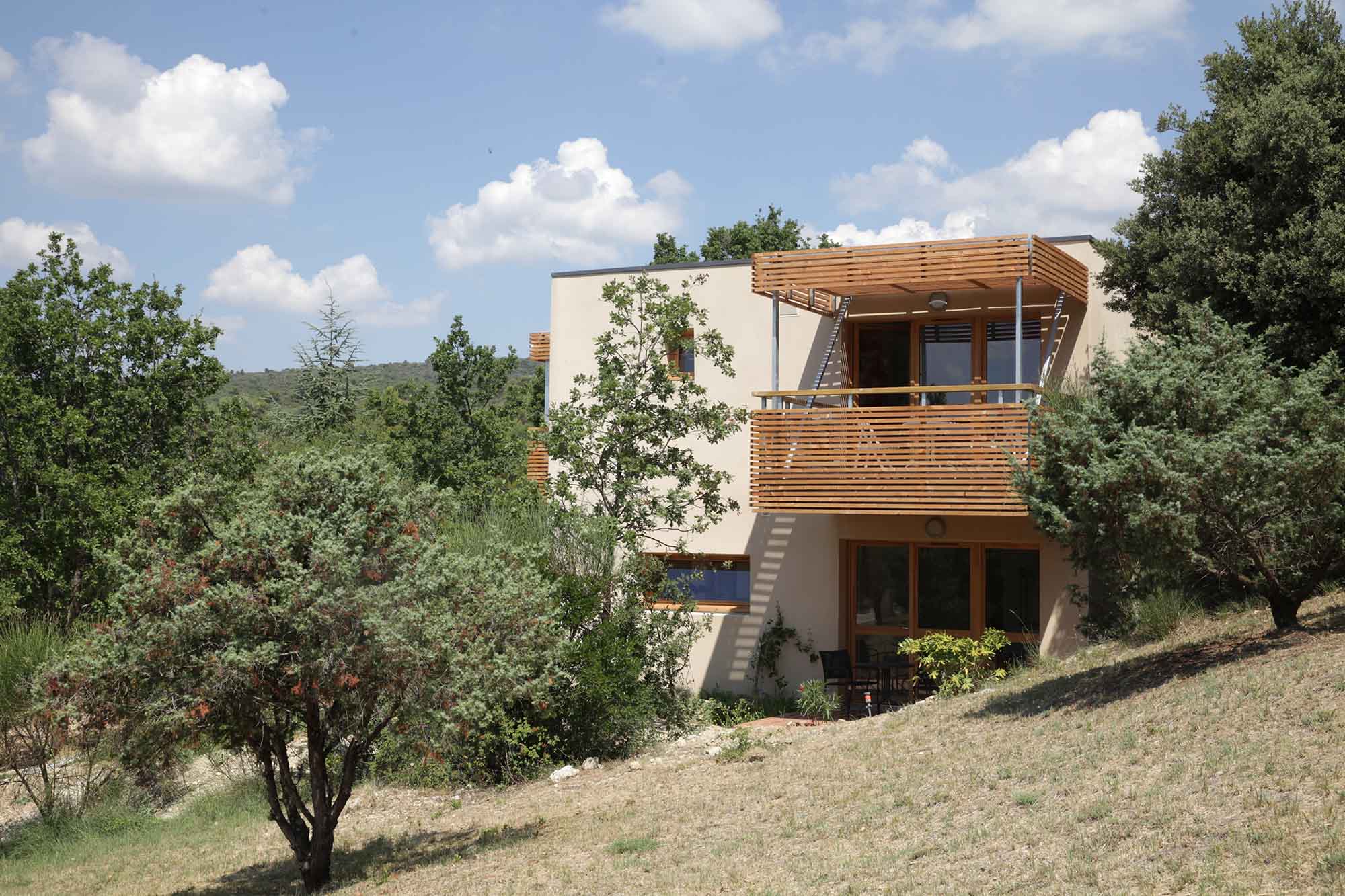 La Source - Maisons à louer à Saint Saturnin les Apt, Provence-Alpes ...