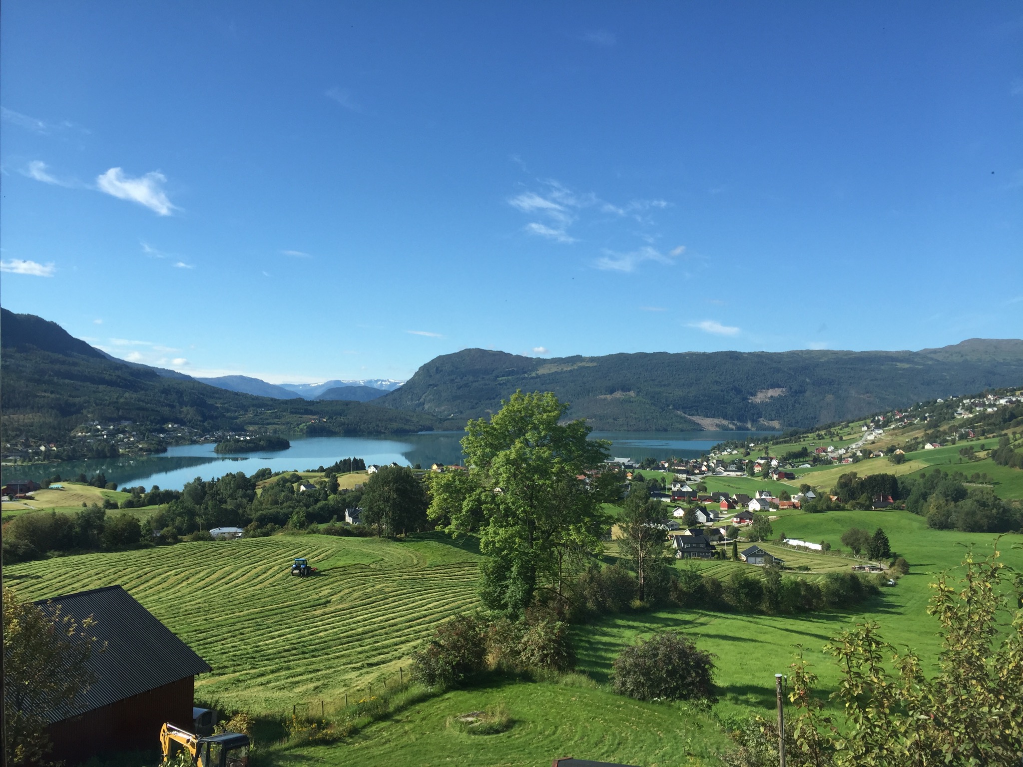 Hafslo Gjestehus Apt 2 amazing views from apt - Apartments for Rent in ...