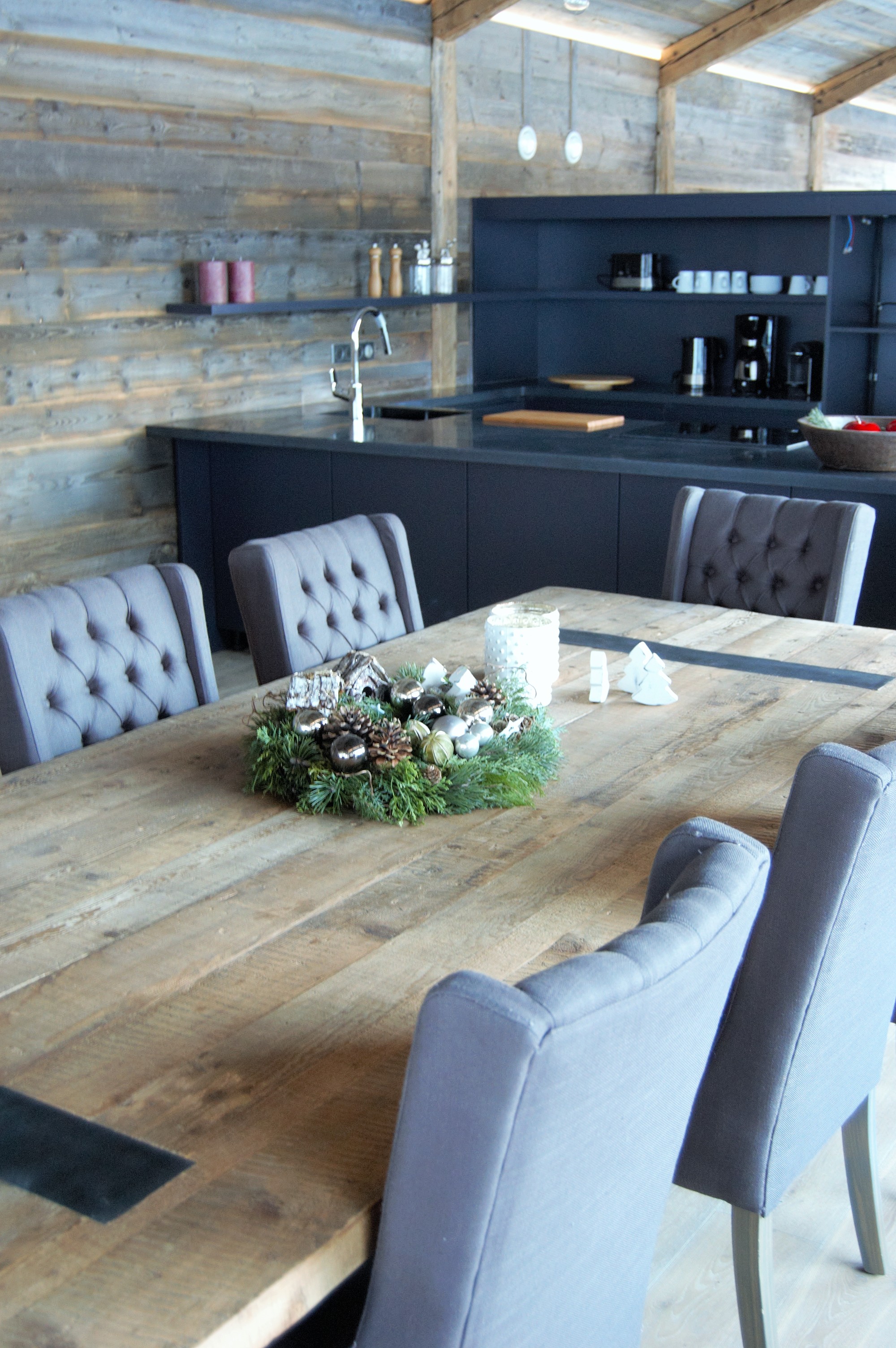 Unique loft-style chalet with amazing views - Chalets for Rent in ...