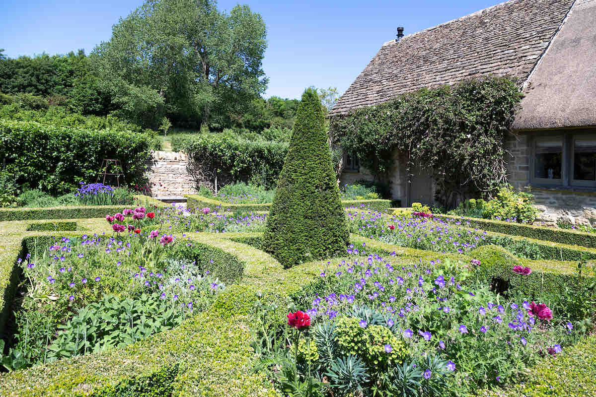 The ultimate luxury hideaway. - Houses for Rent in Coln Rogers, England ...