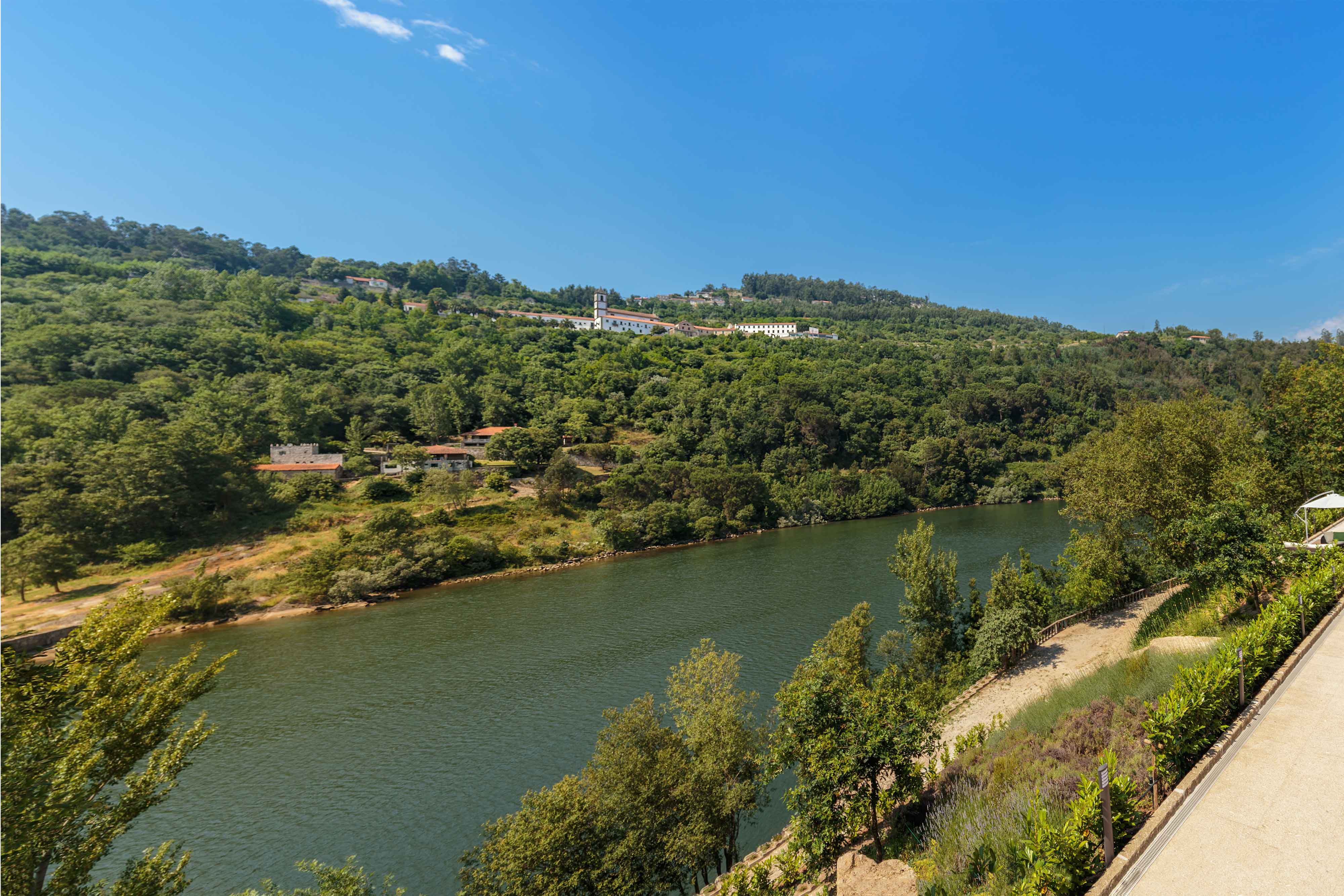 Douro Green - Casas para Alugar em Souselo, Cinfães , Viseu, Portugal