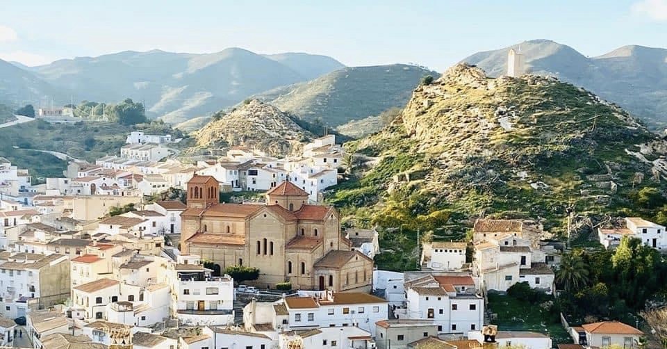 Casa Pueblo Overlooking the Village of Lubrín! - Townhouses for Rent in ...