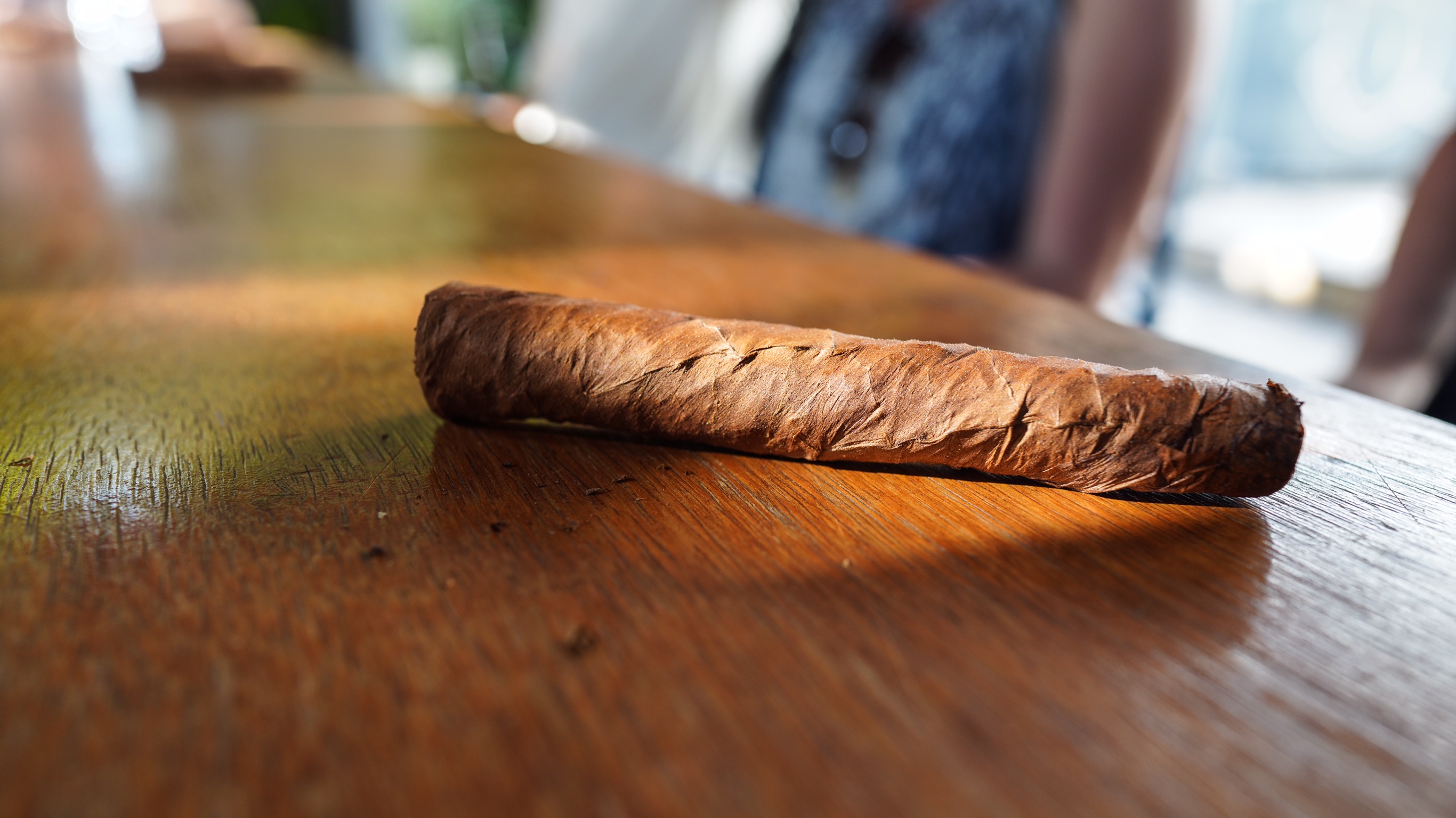 Cigar rolling and pairing Masterclass - Airbnb