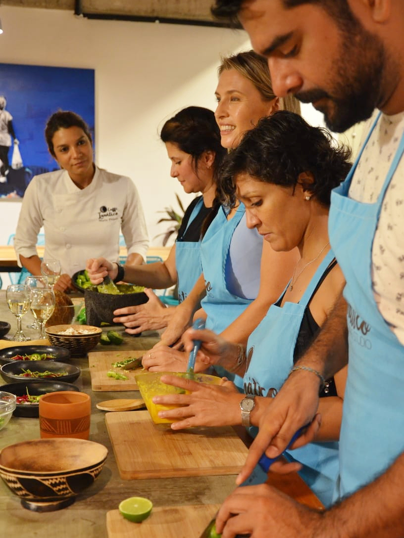 Cooking workshop-Cook, Eat & Share - Airbnb
