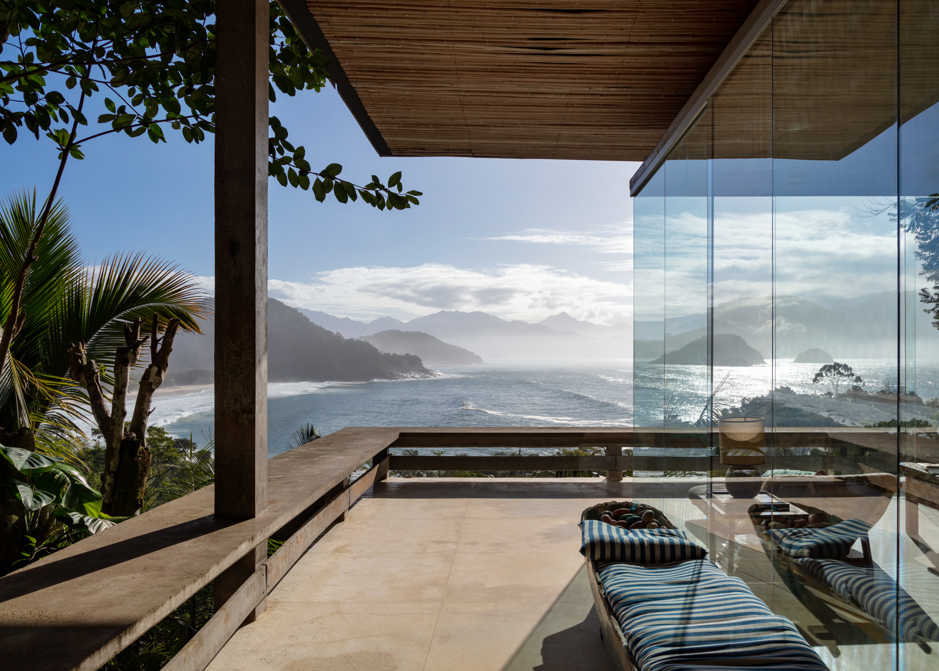 Glass house with amazing ocean view - Houses for Rent in Ubatuba, São ...