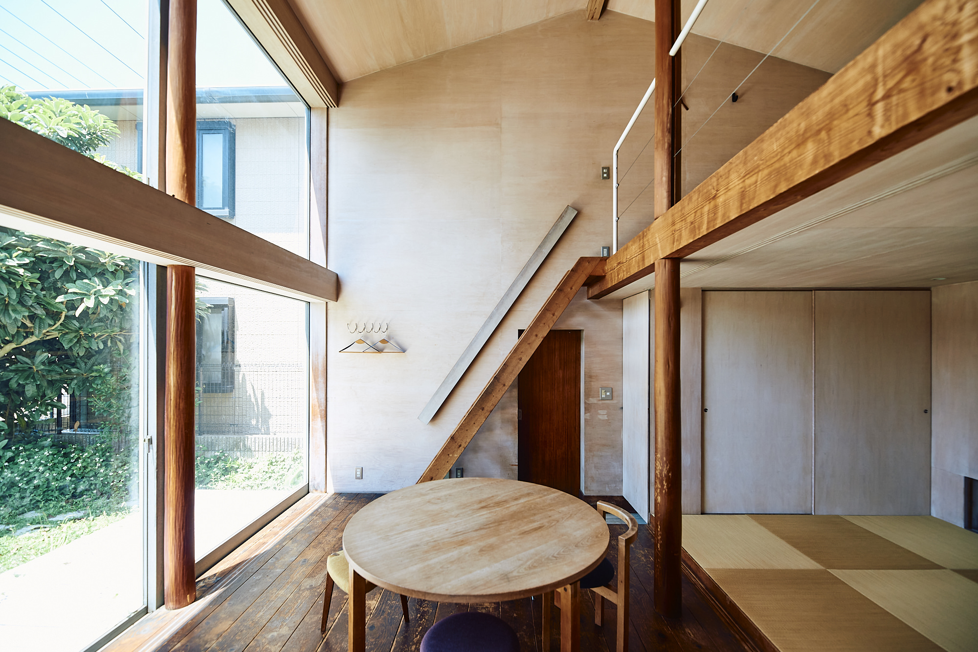 SUMIRE AOI HOUSE - Minimal Japanese House - Houses for Rent in 三鷹市, 東京都 ...